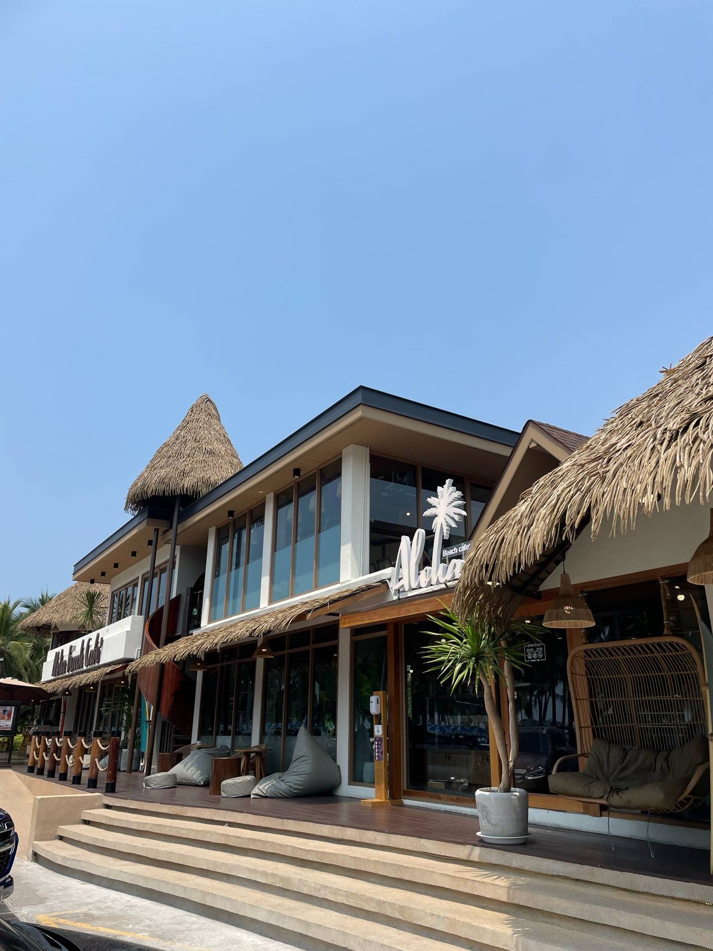 รูป Aloha Beach Cafe'