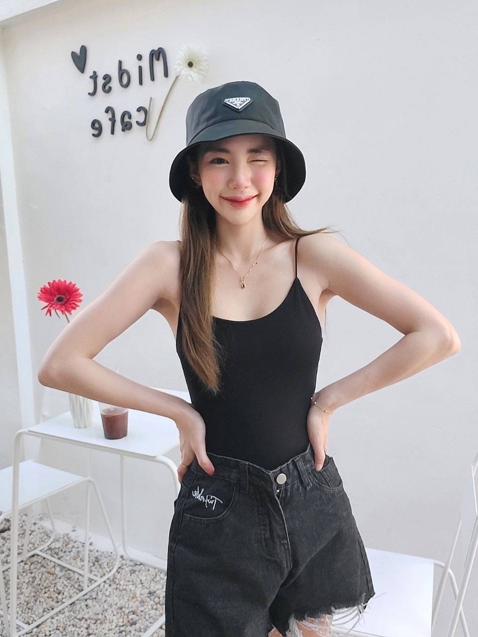 บอดี้สูทสีดำสายเดี่ยวสปาเก็ตตี้บอดี้สูทไม่เว้า ผ้าสเปนเดกซ์ งานสวยมากๆ • image ร้าน Sha-shem ...