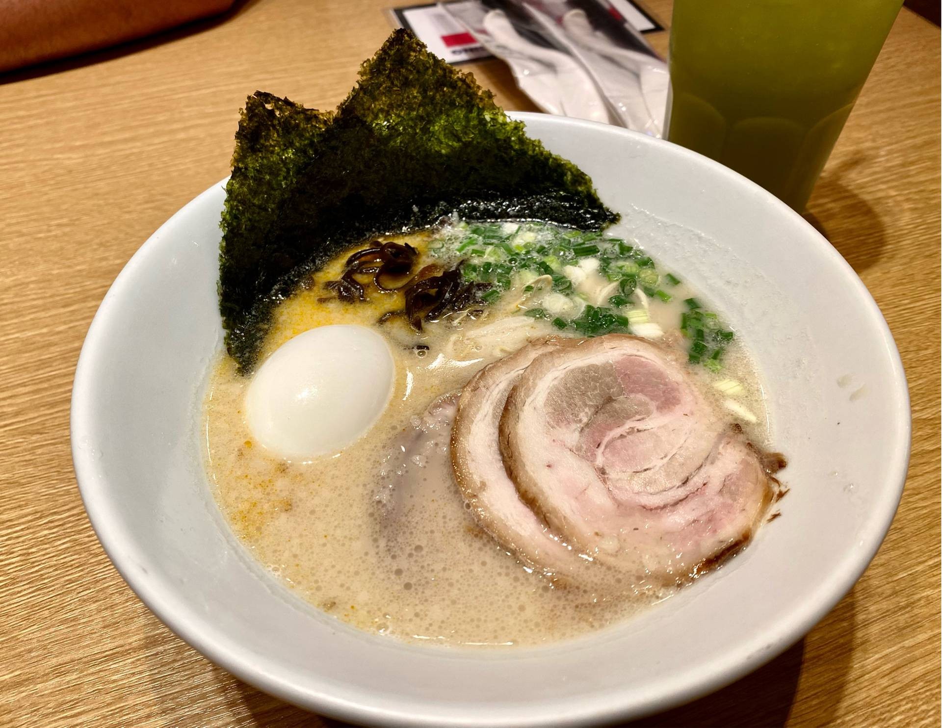 รีวิว Ramen Ippudo สีลม คอมเพล็กซ์ - ชอบน้ำซุปราเม็งร้านนี้ - Wongnai