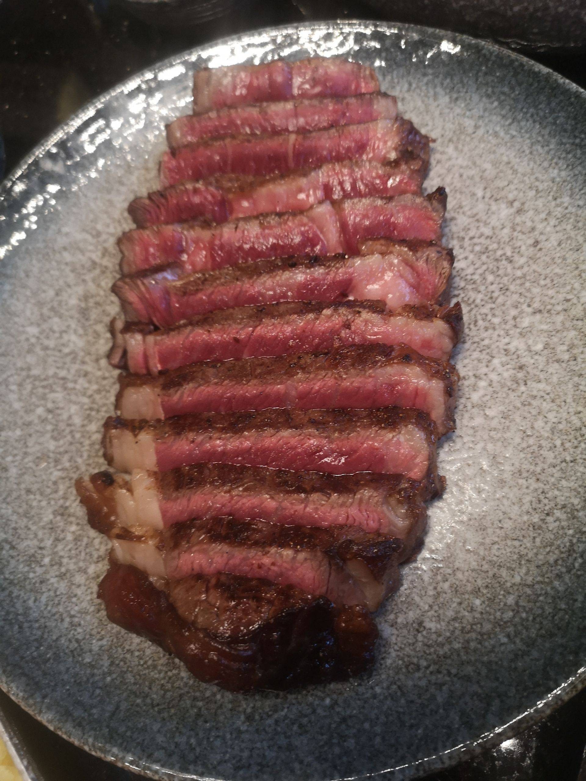 A3 Ribeye Dry-aged Japanese Wagyu ร้าน CUT Raw & Grilled - Wongnai