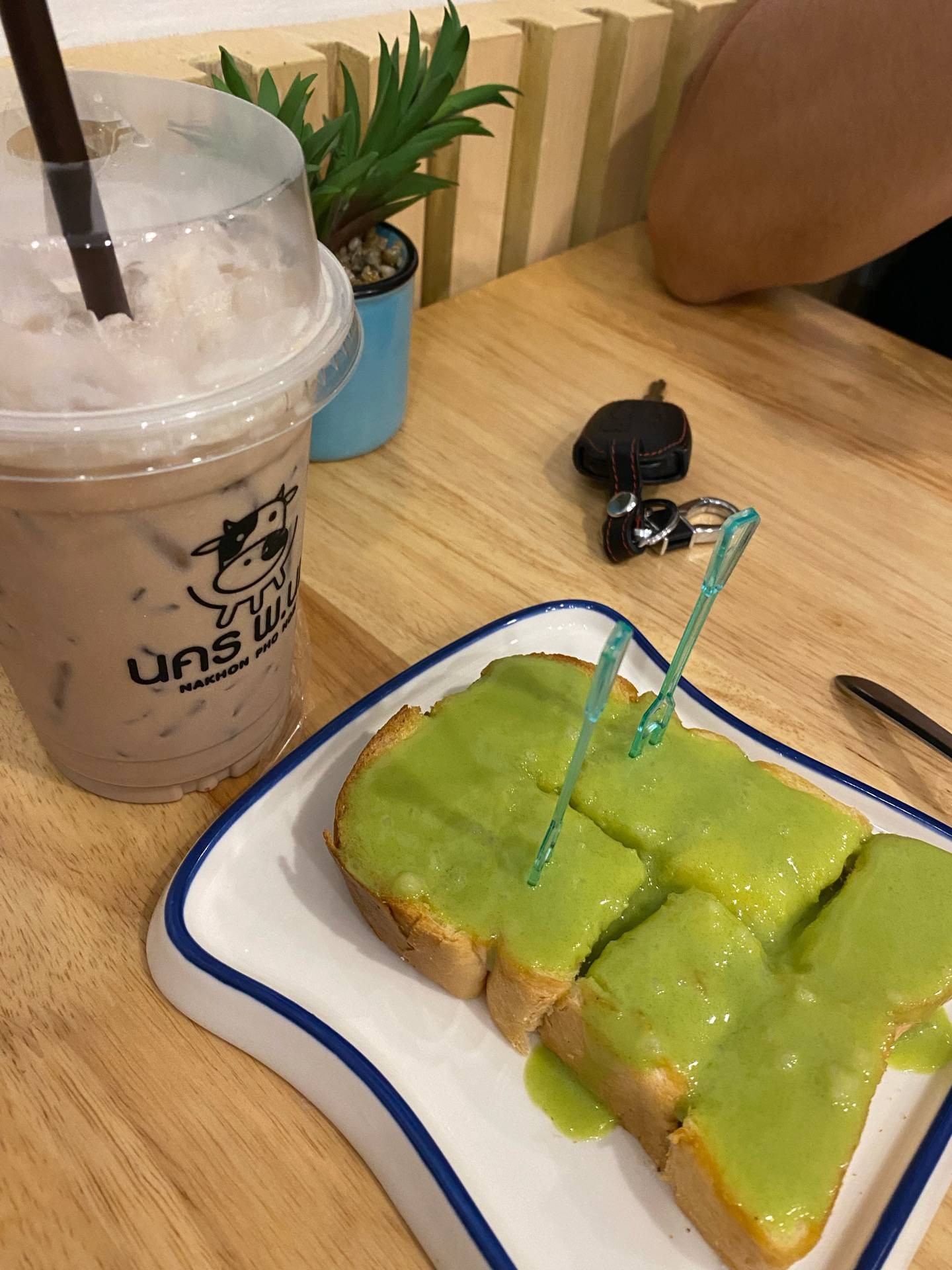 รีวิว Pop Cafe นครพนม - ดีมากค่ะๆๆๆๆๆ