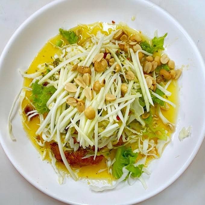 รูป ส้มตำเจ๊แดงสามย่าน ต้นตำหรับ - Wongnai