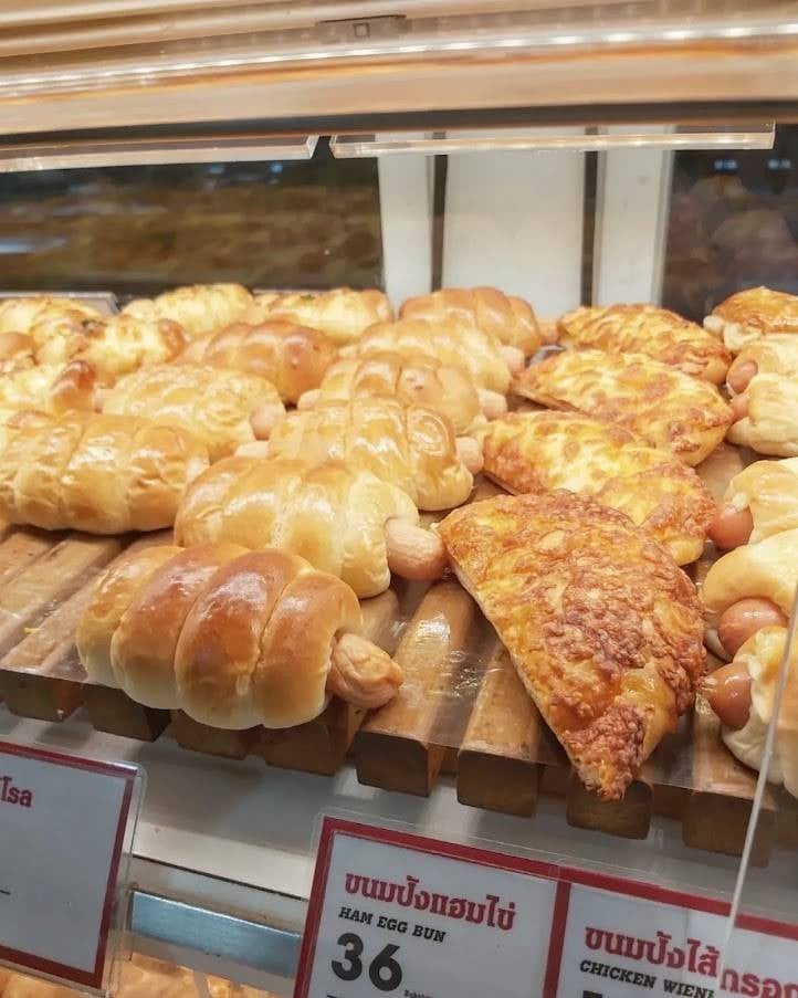 รูป ร้านยามาซากิเอ็กซ์เพรส สาขาบีทีเอสศาลาแดง (Yamazaki Express BTS ...