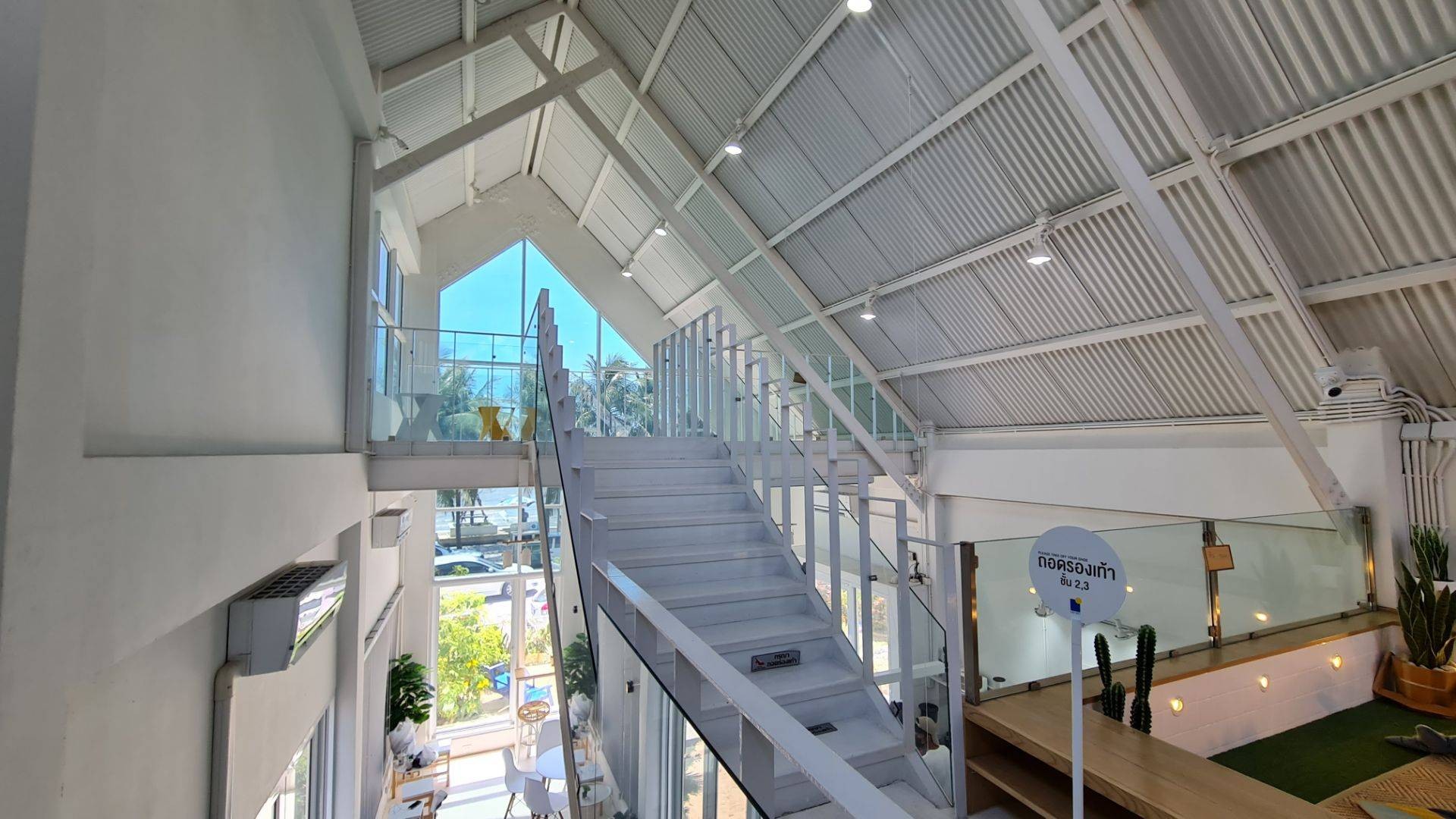 รูป Artory cafe and crafts บางแสน