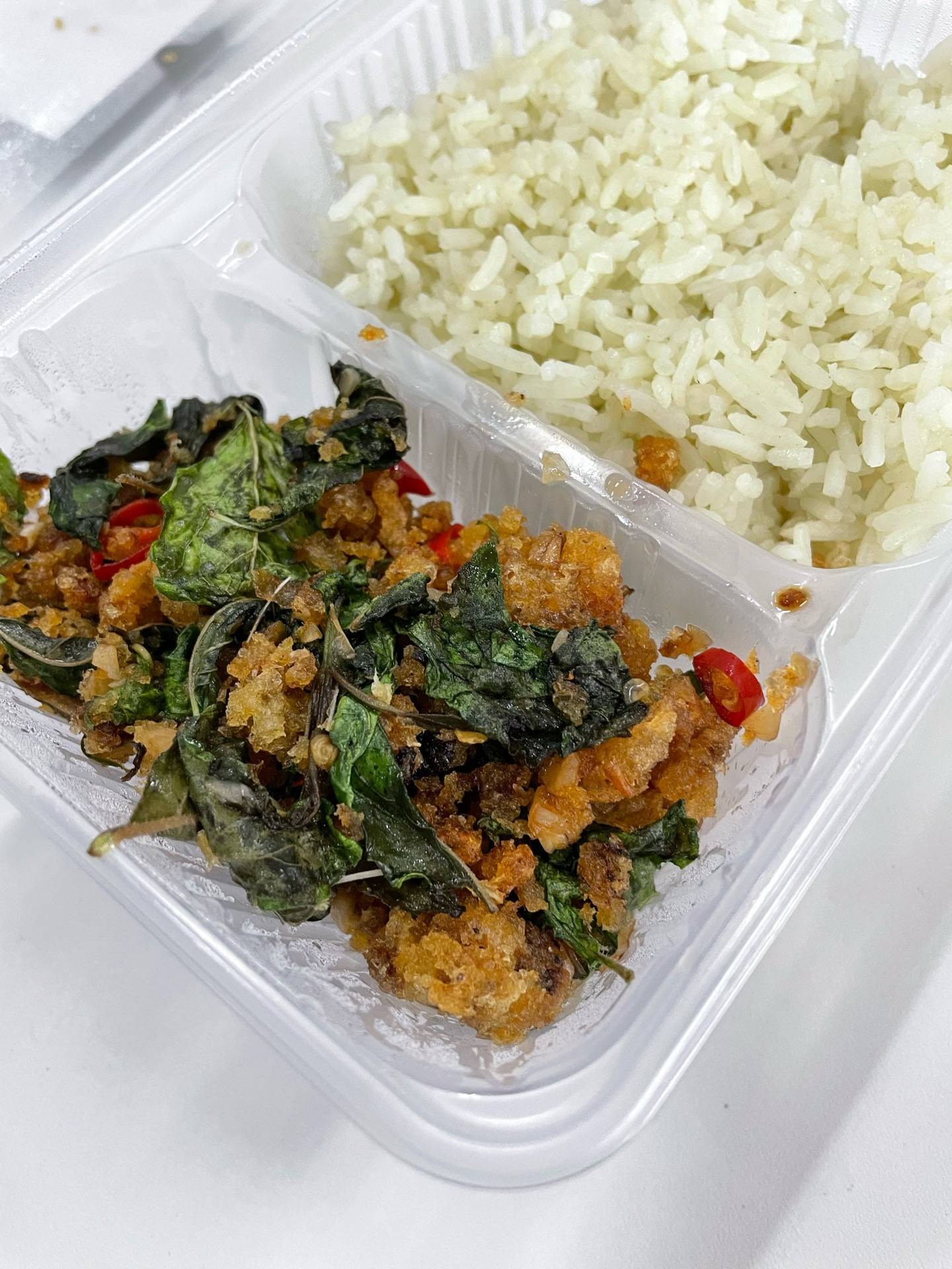 รีวิว TOEY AOEY (เตยเอย) เจริญกรุง 24 - กะเพราปลาดุกฟู แบบแห้งๆ ไม่แฉะ ...