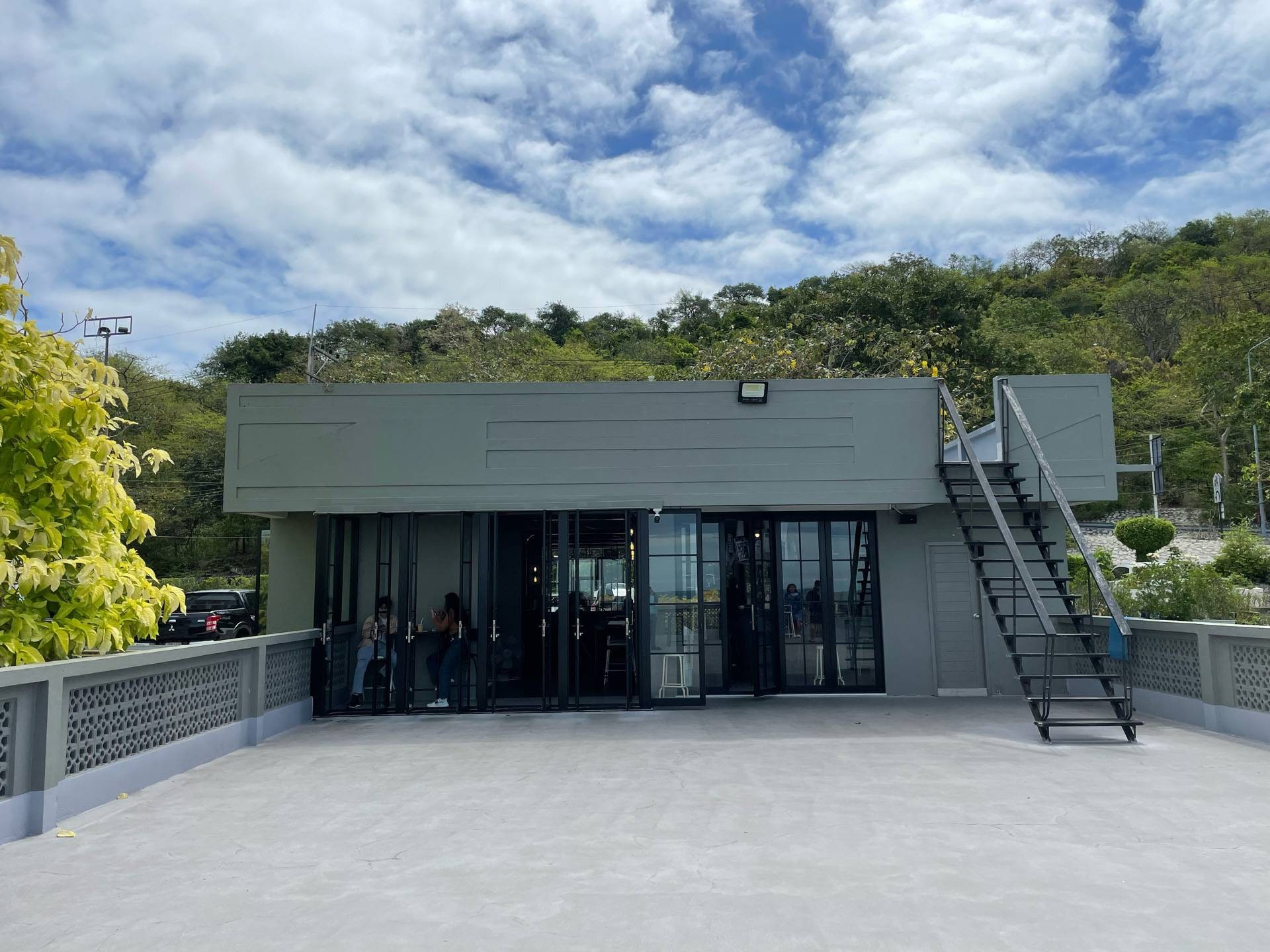 รูป Hidden Lab
