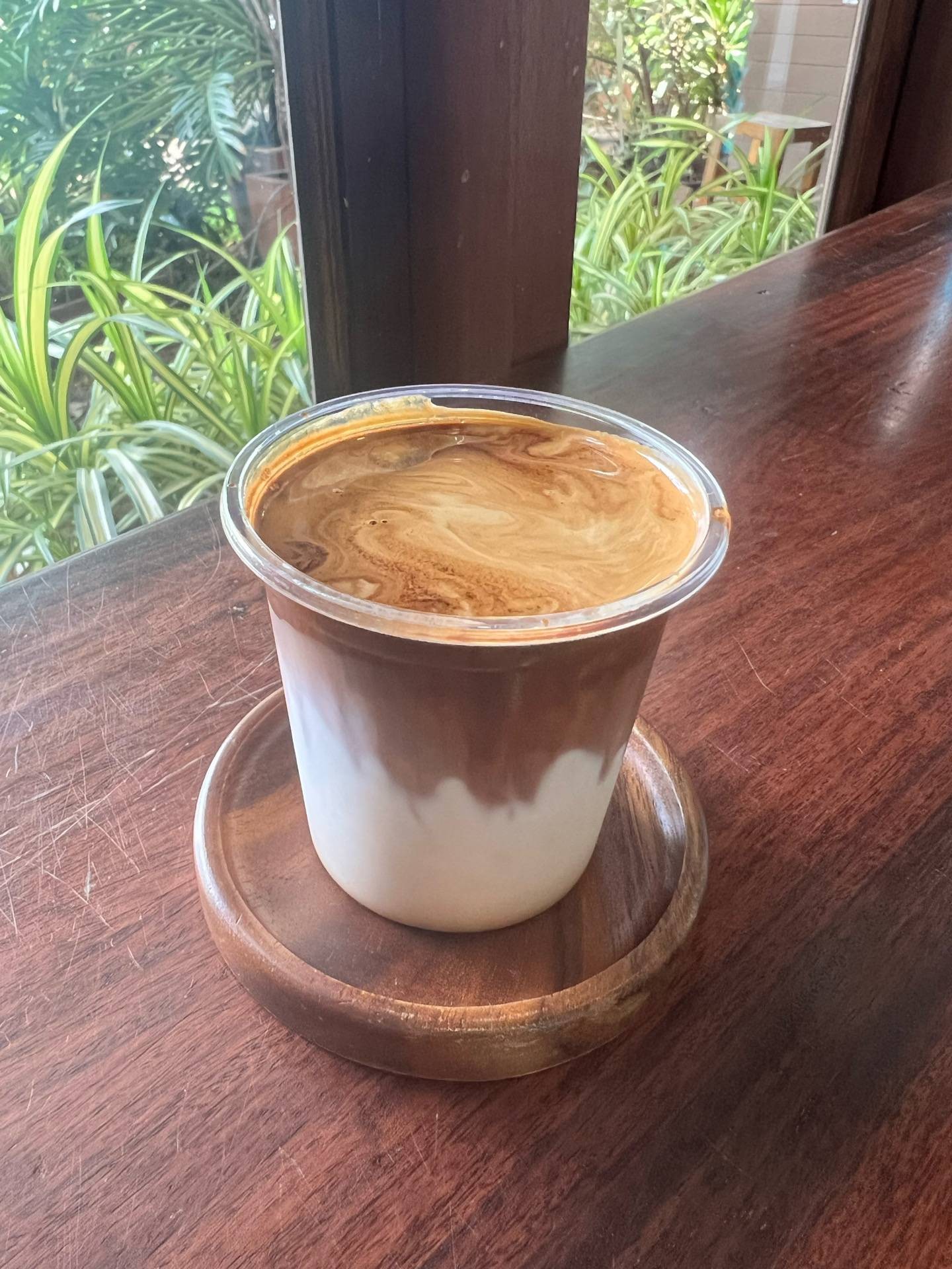 รีวิว LIFE Roaster Ubonratchathani - Cony กาแฟสไตล์ dirty วิปครีม นม ...