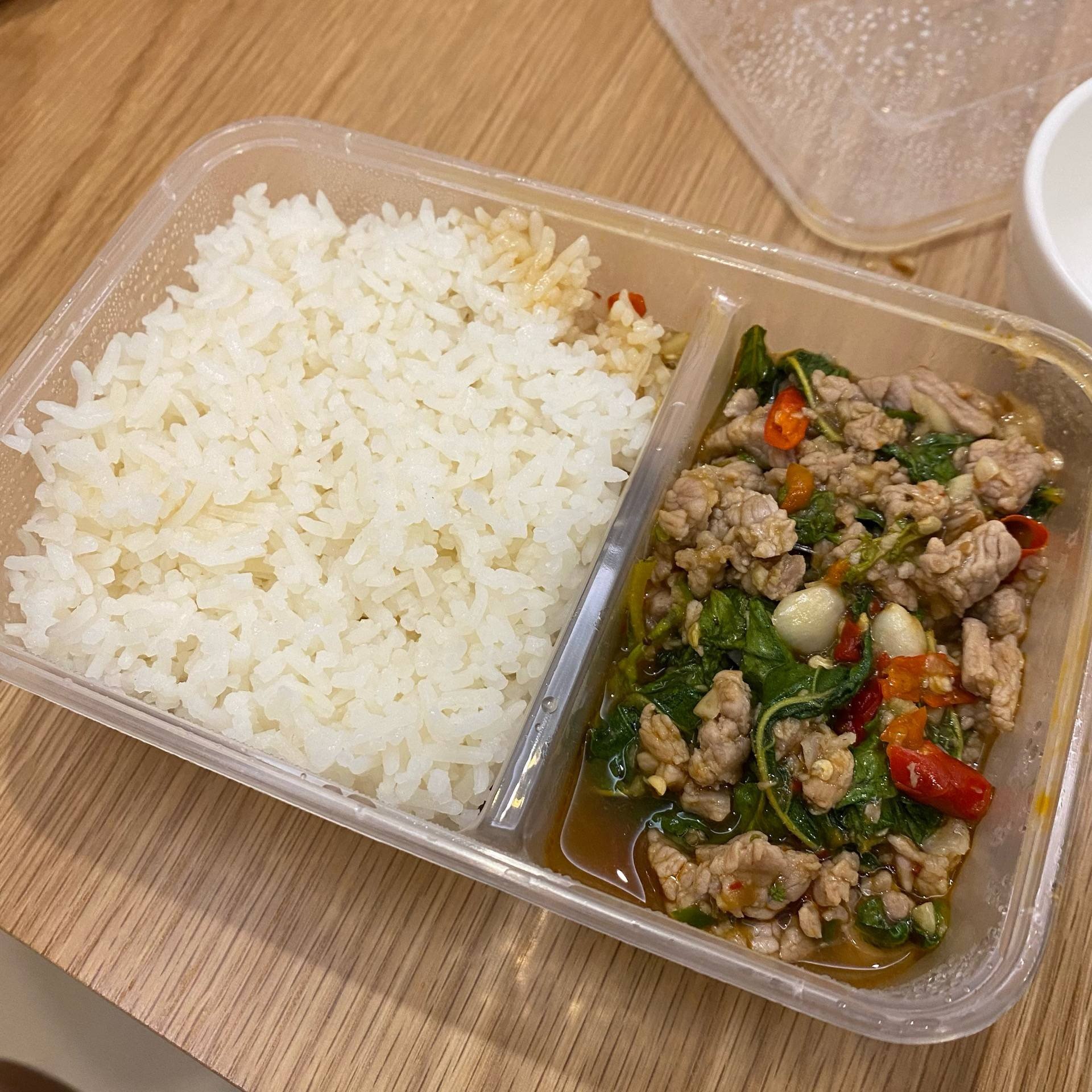 รูป เจ๊ก้อย