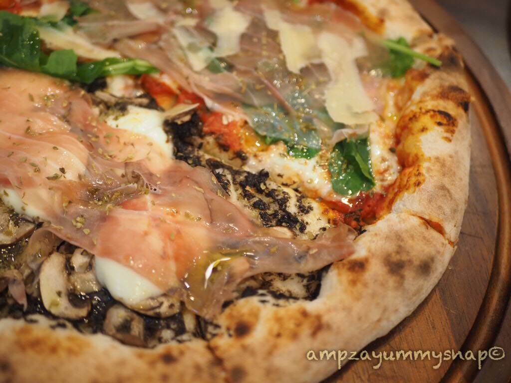 Truffle Pizza ร้าน Ranee's restaurant The Circle Ratchapruk - Wongnai