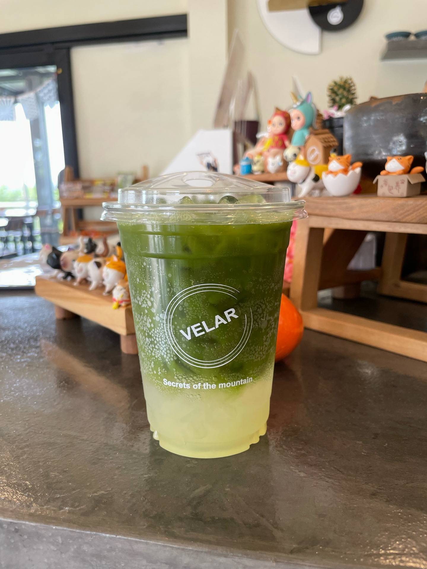 รีวิว Velar เวล่าร์ - ร้านบรรยากาศดี เจ้าของร้านน่ารักเป็นกันเอง อธิบาย ...