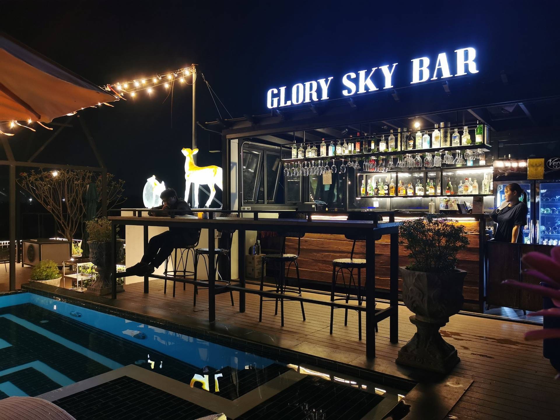 รูป Glory Sky Bar & Restaurant