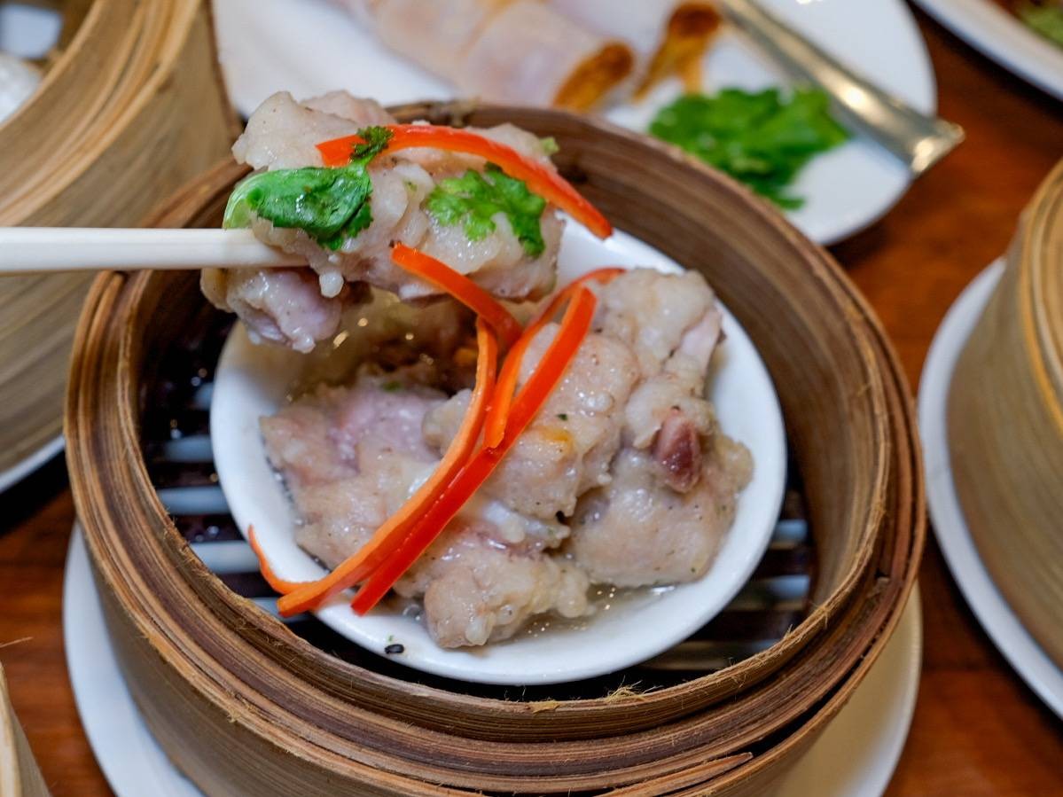 รูป Yok Chinese Restaurant โรงแรม The Emerald - Wongnai