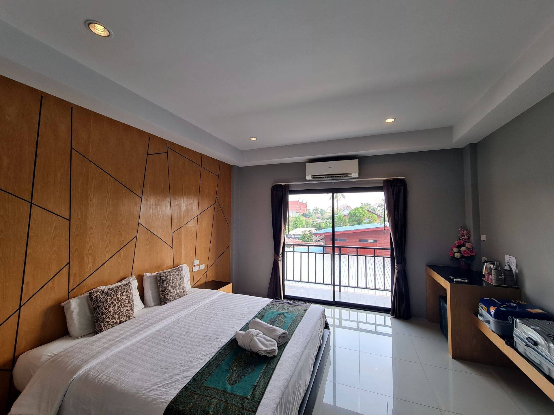 Hobby Hotel - รีวิวที่พัก