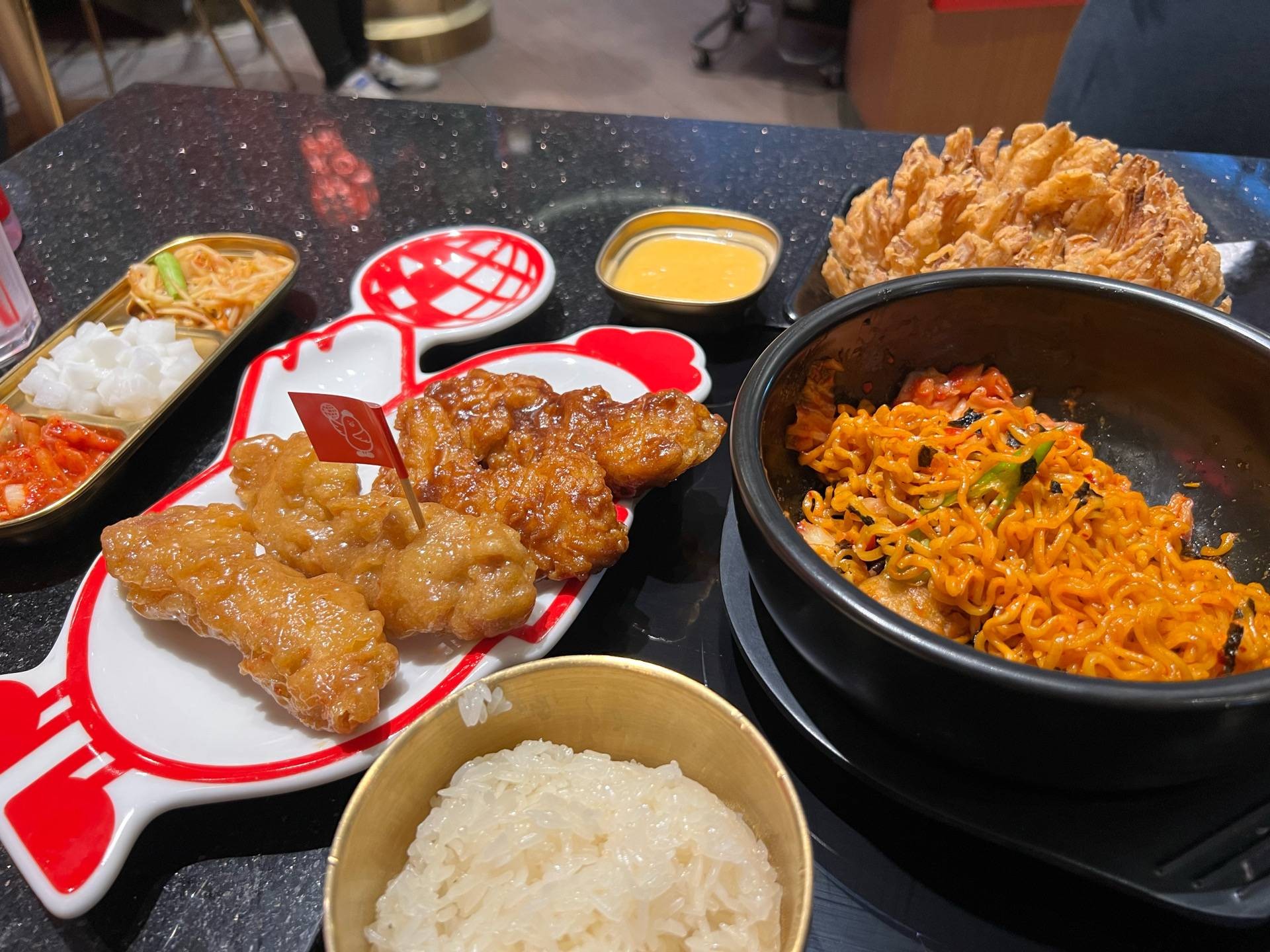 รีวิว Chicken Club Thailand Iconsiam - อร่อยเกินความคาดหมาย อร่อยยัน ...