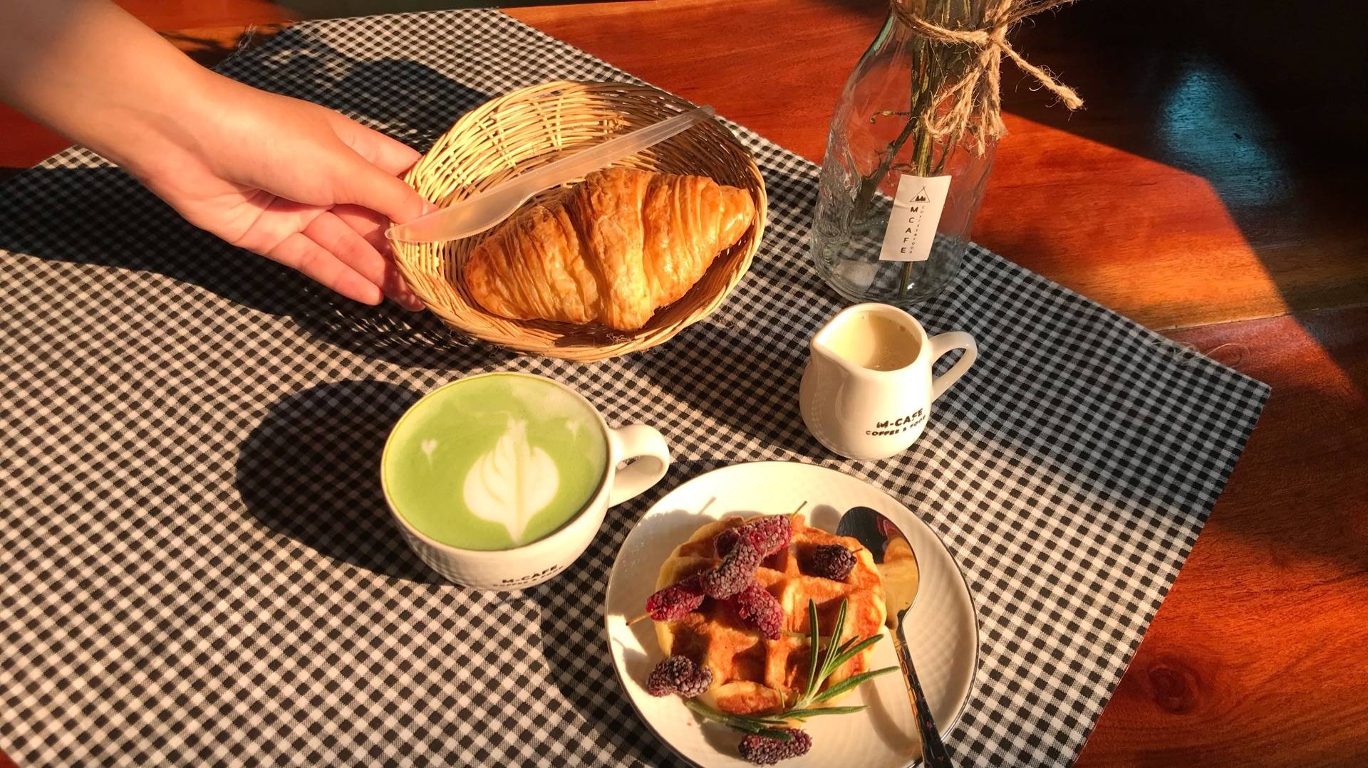 M-Cafe Coffee&food สาขา 1 - สั่งอาหารเดลิเวอรี | Wongnai x LINE MAN