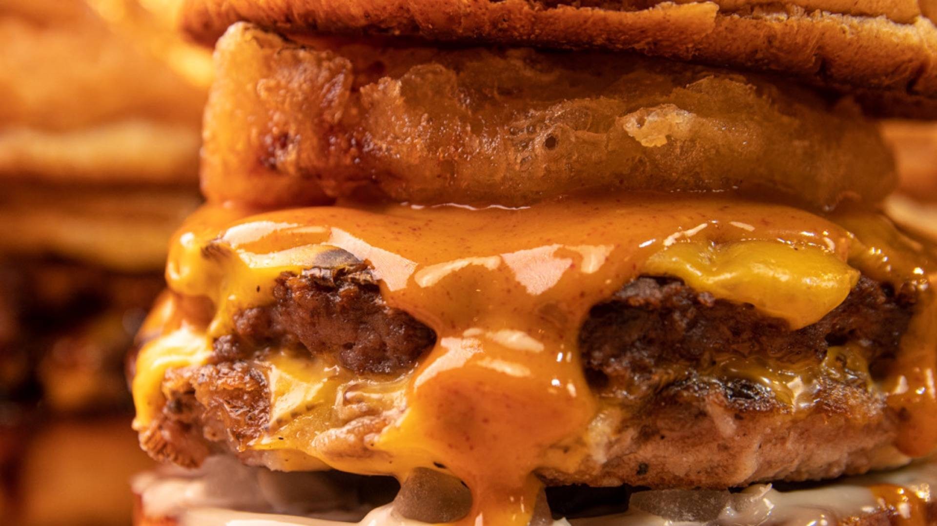 Bounce Burger by The Bricket Ekkamai - สั่งอาหารเดลิเวอรี | Wongnai x ...