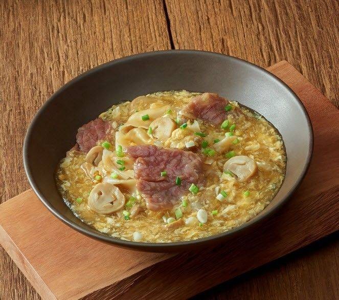 ราดหน้าหวาดต๋าน • image ร้าน แสนยอด WOK สาขา The ParQ