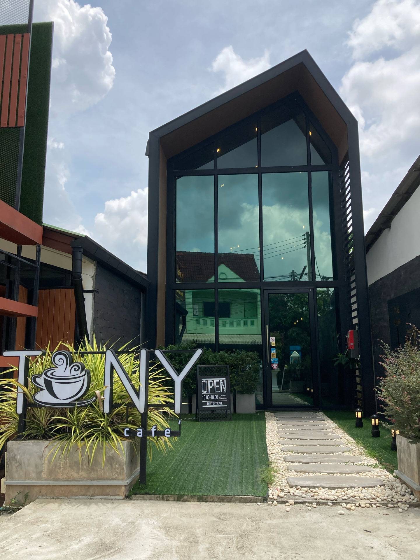 รูป The Tony Cafe (เดอะ โทนี่ คาเฟ่) - Wongnai