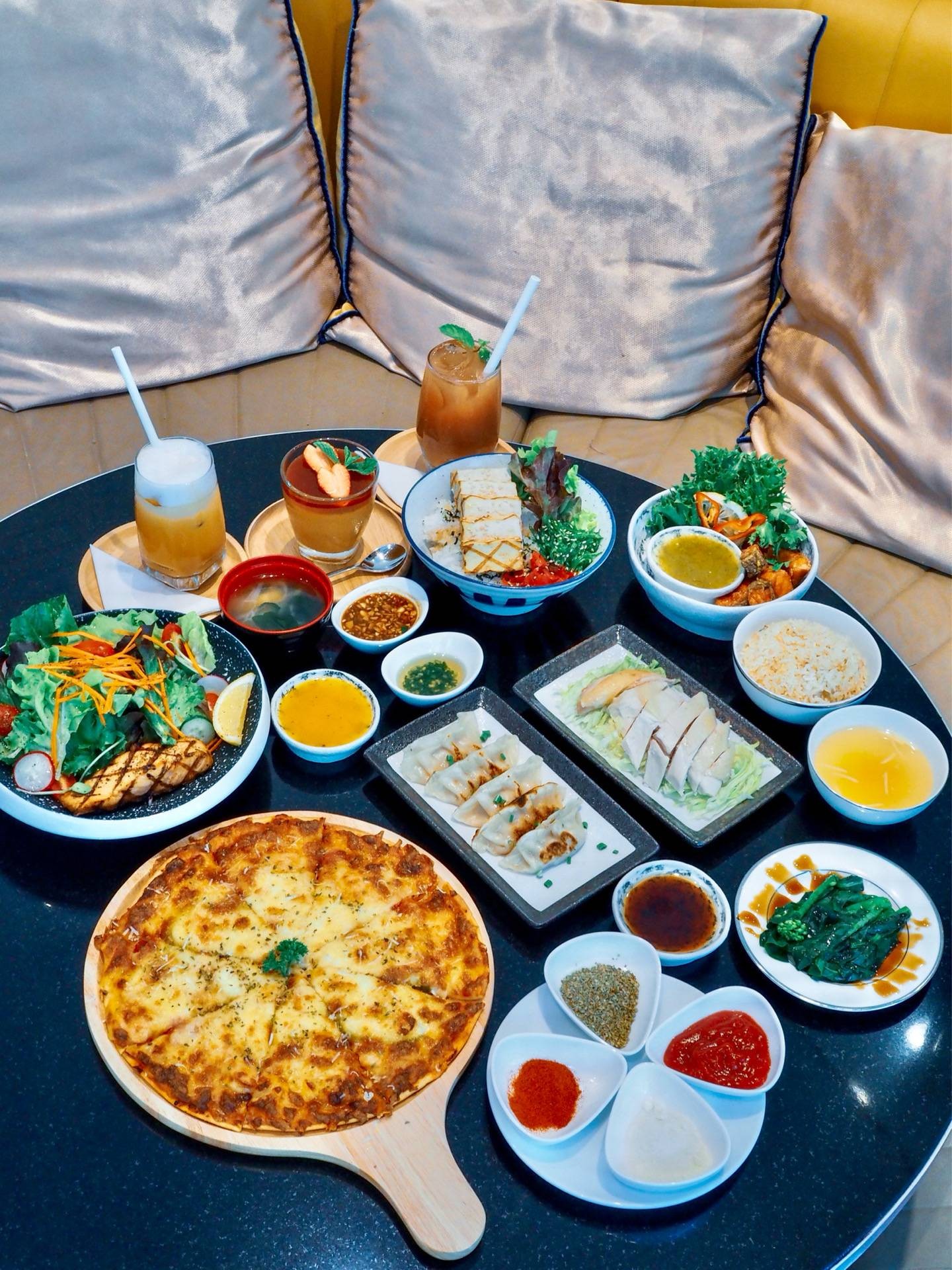 รูป BlueSpice Cafe แกรนด์ เซ็นเตอร์ พ้อยต์ สุขุมวิท 55