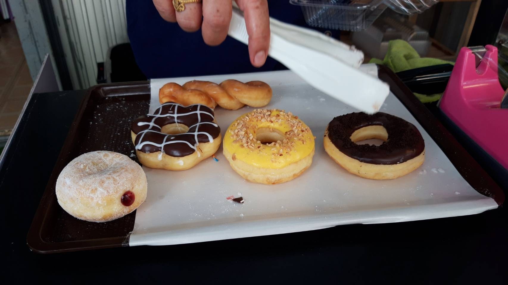 รีวิว DAILY DONUTS อำเภอเมือง เชียงใหม่ - ร้านนี้เป็นแฟรนไชส์ มีหลาย ...