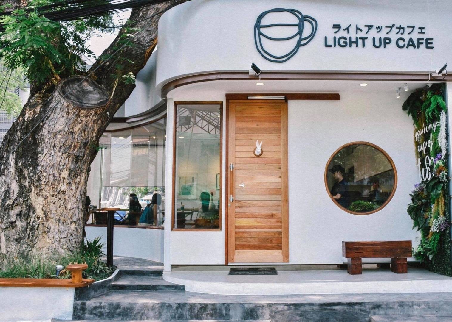 [รีวิว] ร้าน LIGHT UP CAFE @ Nimman Nimman | เมนูแนะนำ รูปภาพ ราคา