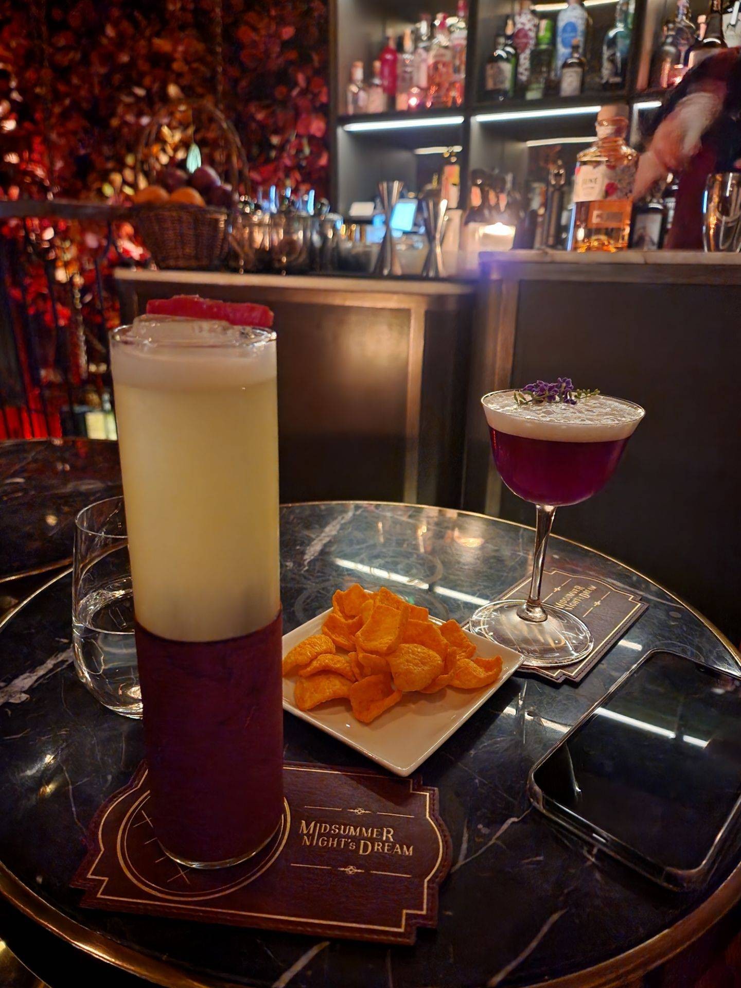 รีวิว Midsummer Night’s Dream Bar - ค็อกเทลเลิศศศศมาก