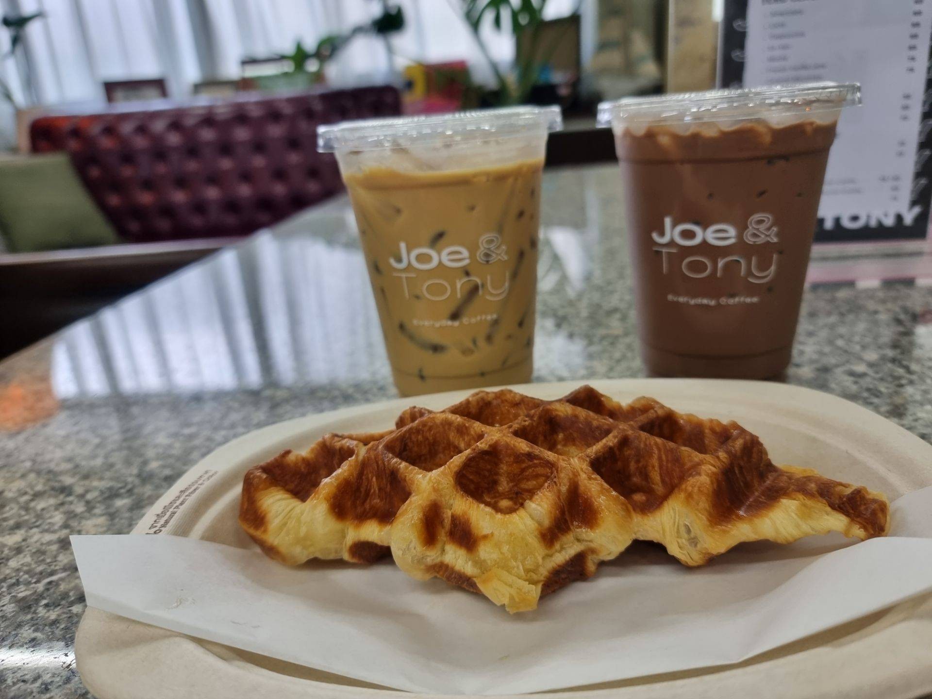 รีวิว Joe & Tony ถนนประชาอุทิศ - คาเฟ่ในออฟฟิสจีน เอ้ย...ในบ้าน 😉