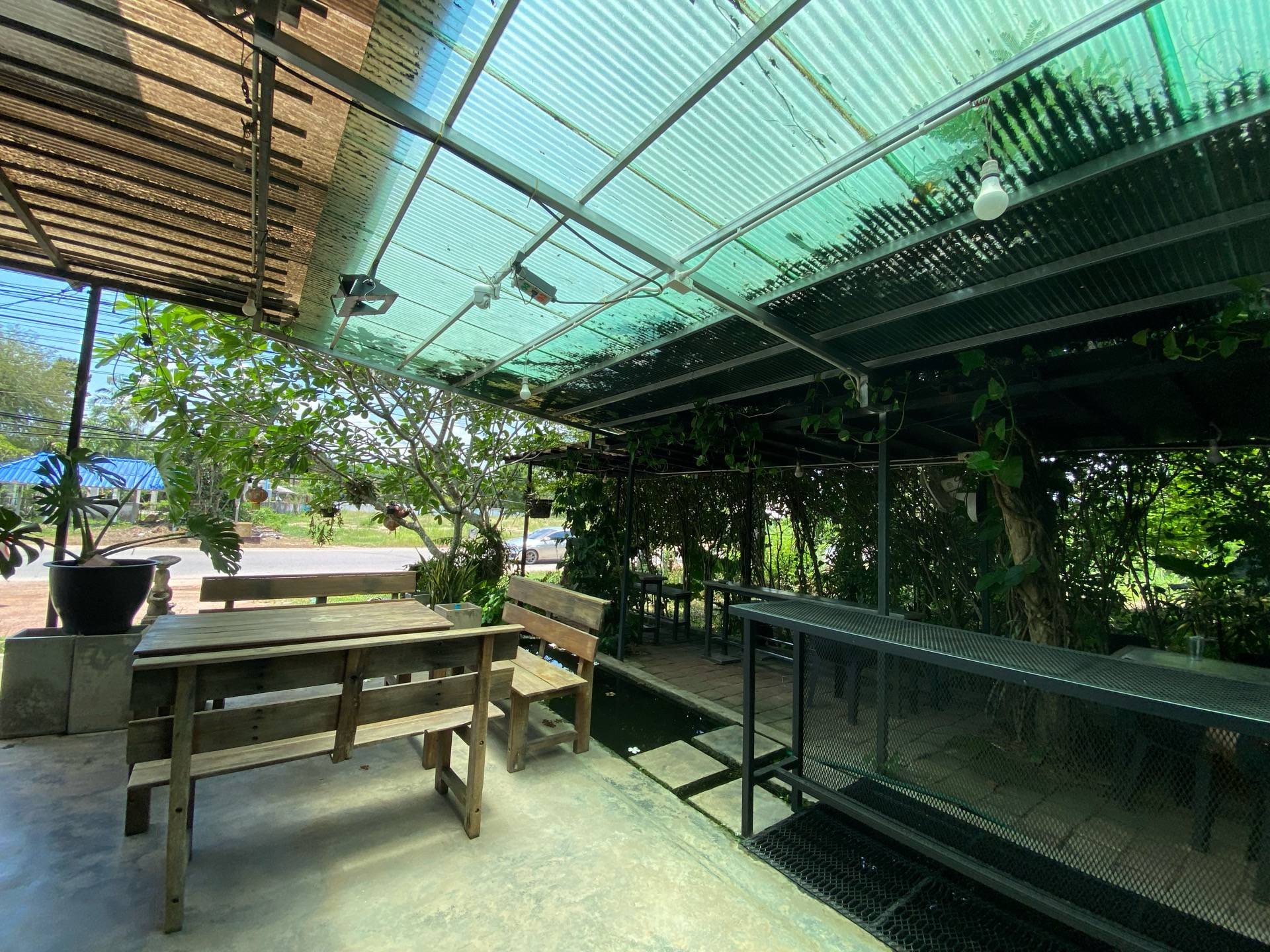 รีวิว Ton-son Coffee Studio - ร้านกาแฟ ของ ครอบครัว”กลับบ้าน”