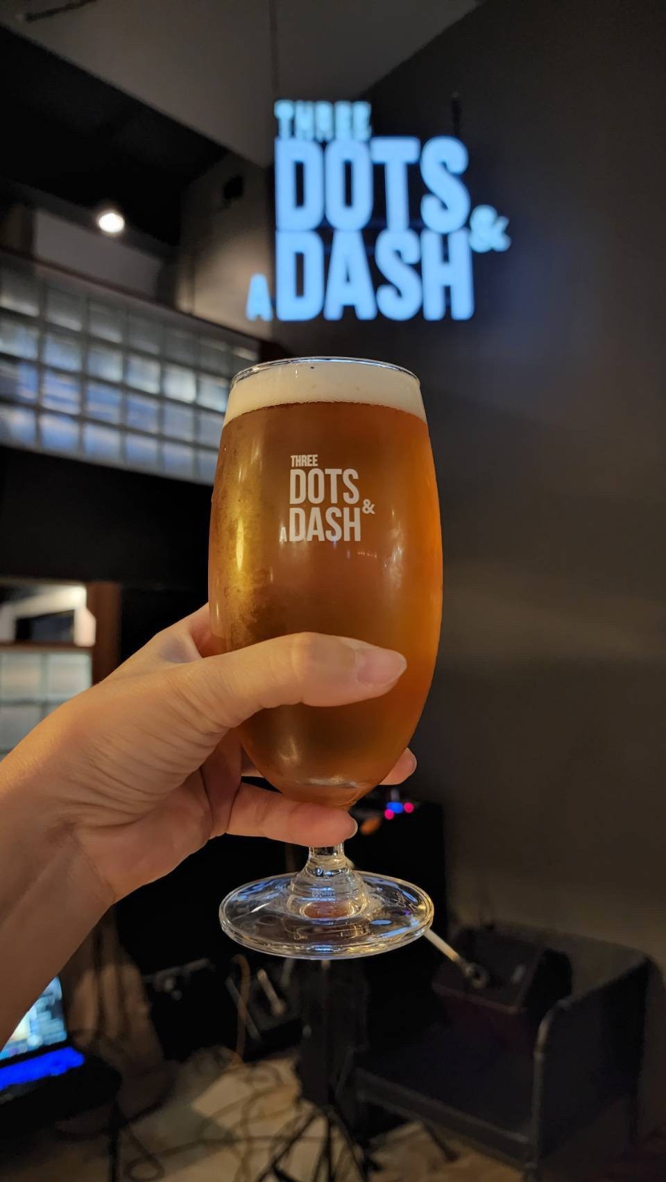 รูป Three Dots & A Dash Huahin