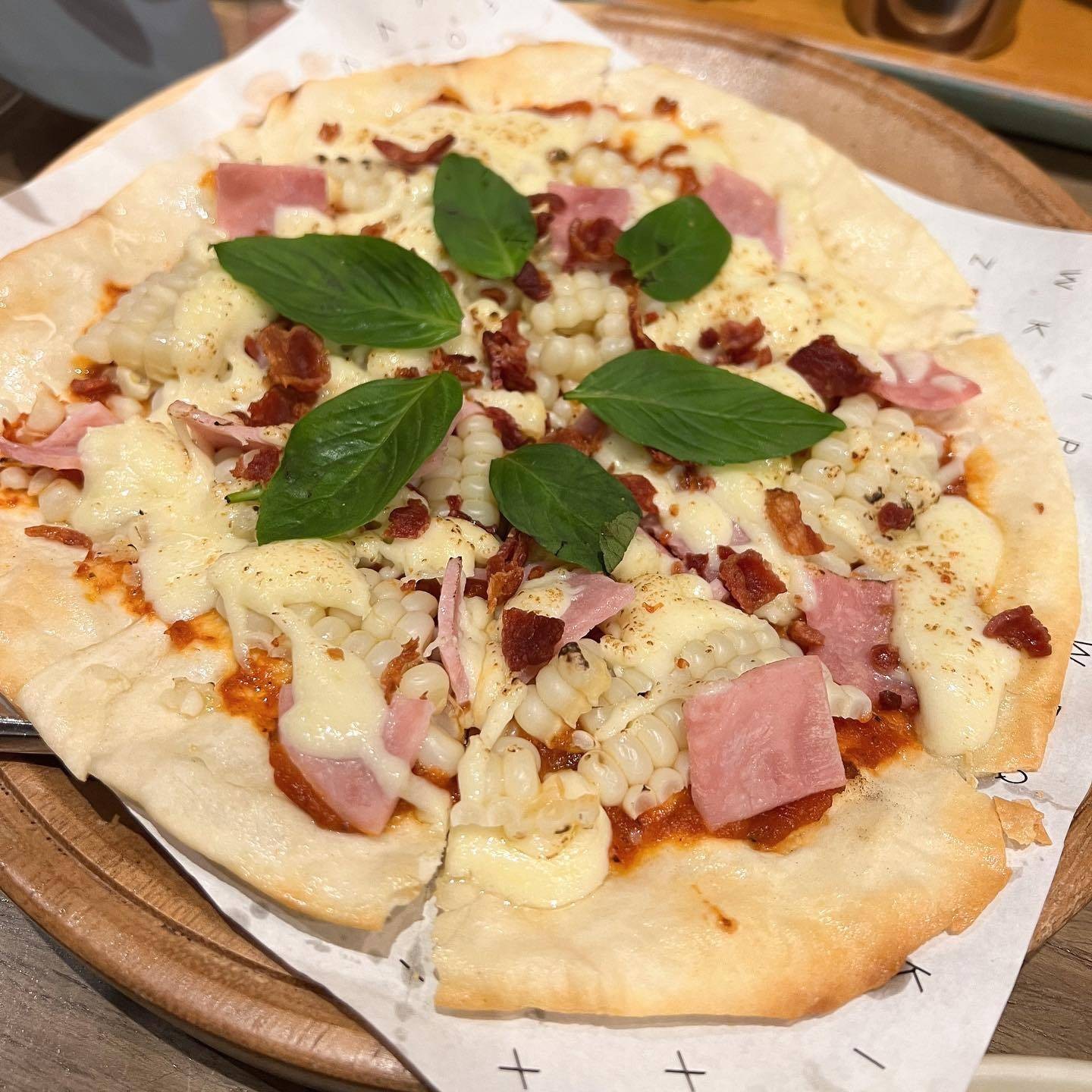 รูป Kinlenn Eatery & Play ร่วมฤดี