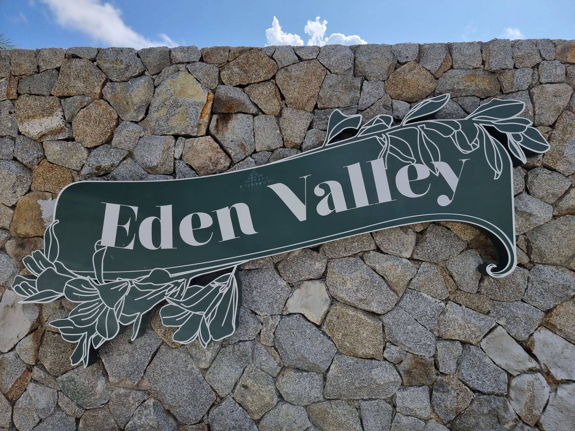 รีวิว Eden Valley Phuket - "The best Venue in Phuket"