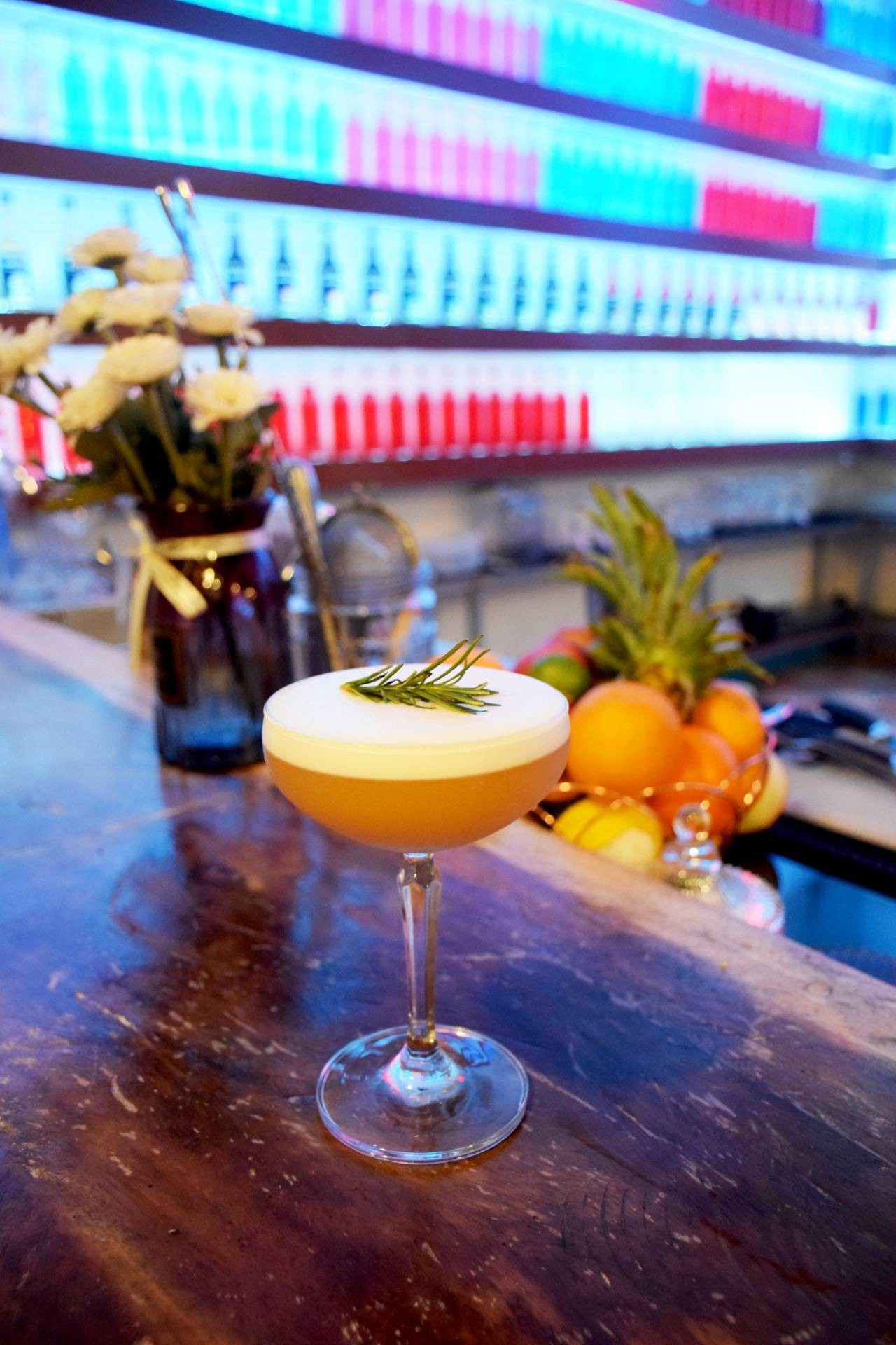 ร้าน Xenon Cocktail Bar | รีวิวร้านอาหาร - Wongnai