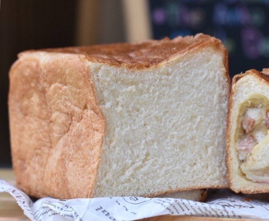 Half Nama shokupan • image ร้าน Shirokumaya Bakery