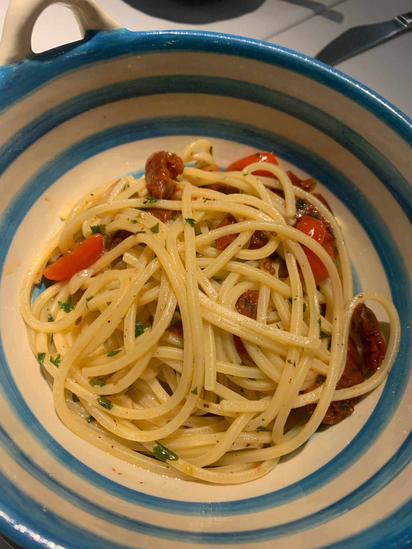 Sphagetti AOP n Sundried ร้าน Pizza Massilia ร่วมฤดี - Wongnai