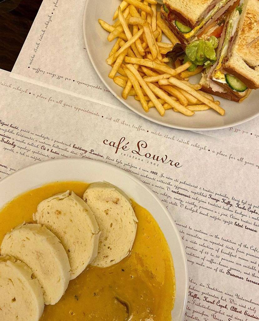 ร้าน Cafe Louvre | รีวิวร้านอาหาร