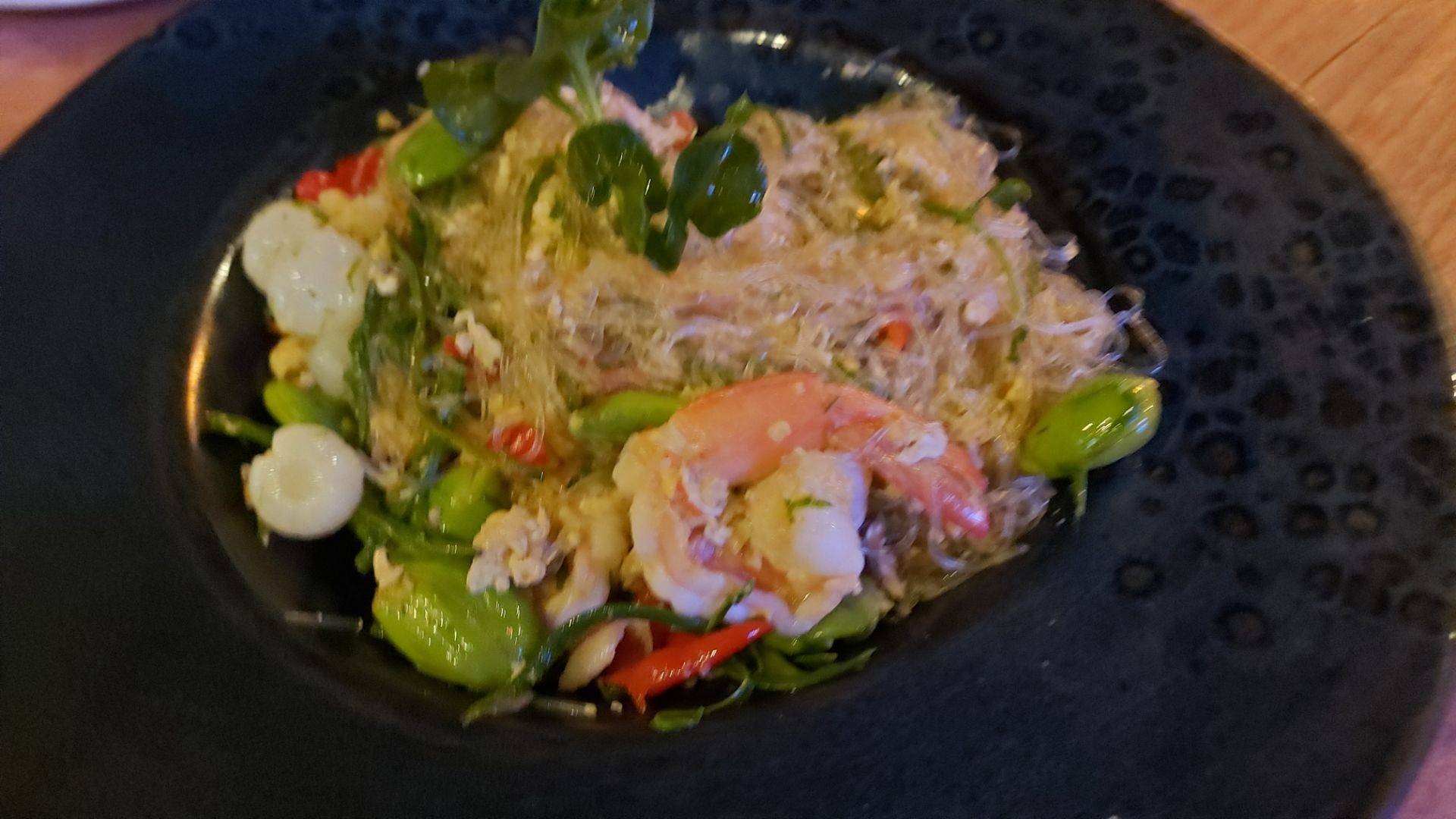 รีวิว Shing A ring A ring - ร้านนี้มุมถ่ายรูปเยอะมาก มีอาหารไทยโบราณ ...