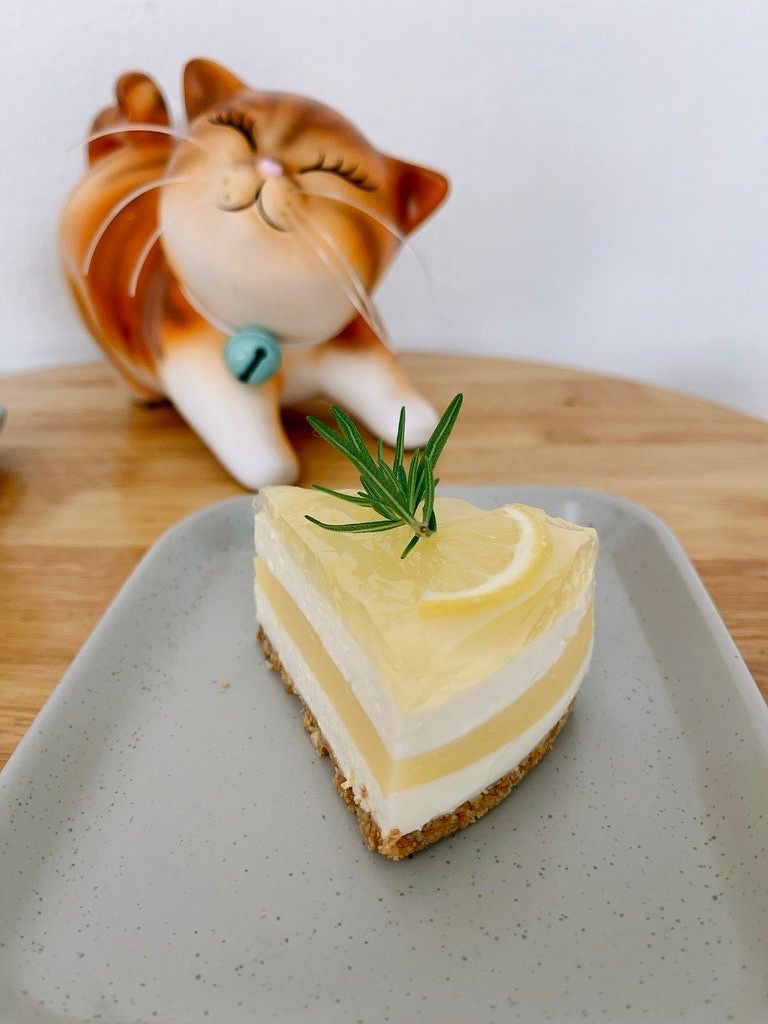 เลม่อน ชีสพาย • image ร้าน SalTu Cafe - แซลทู คาเฟ่