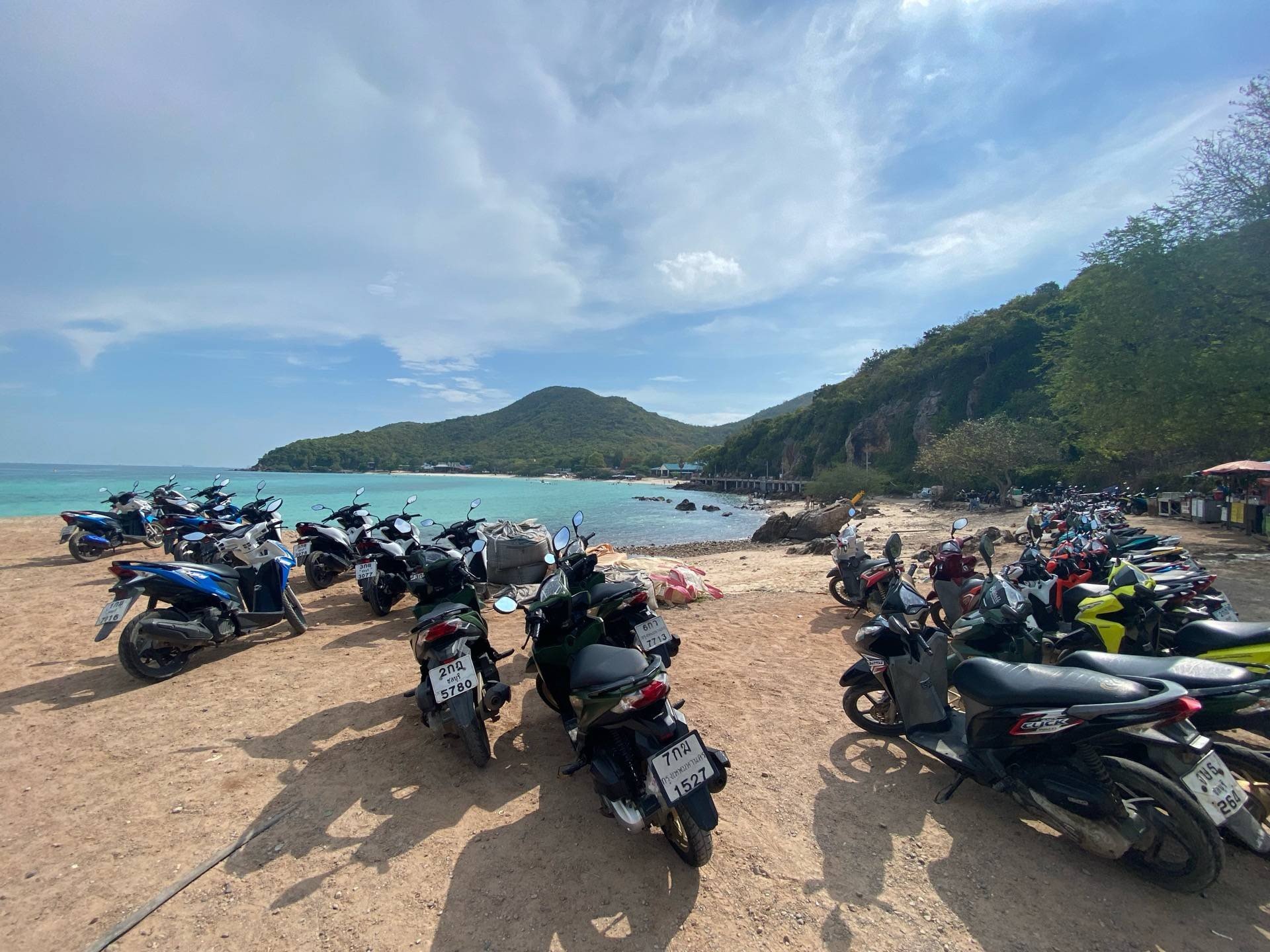 รูป หาดเทียน เกาะล้าน