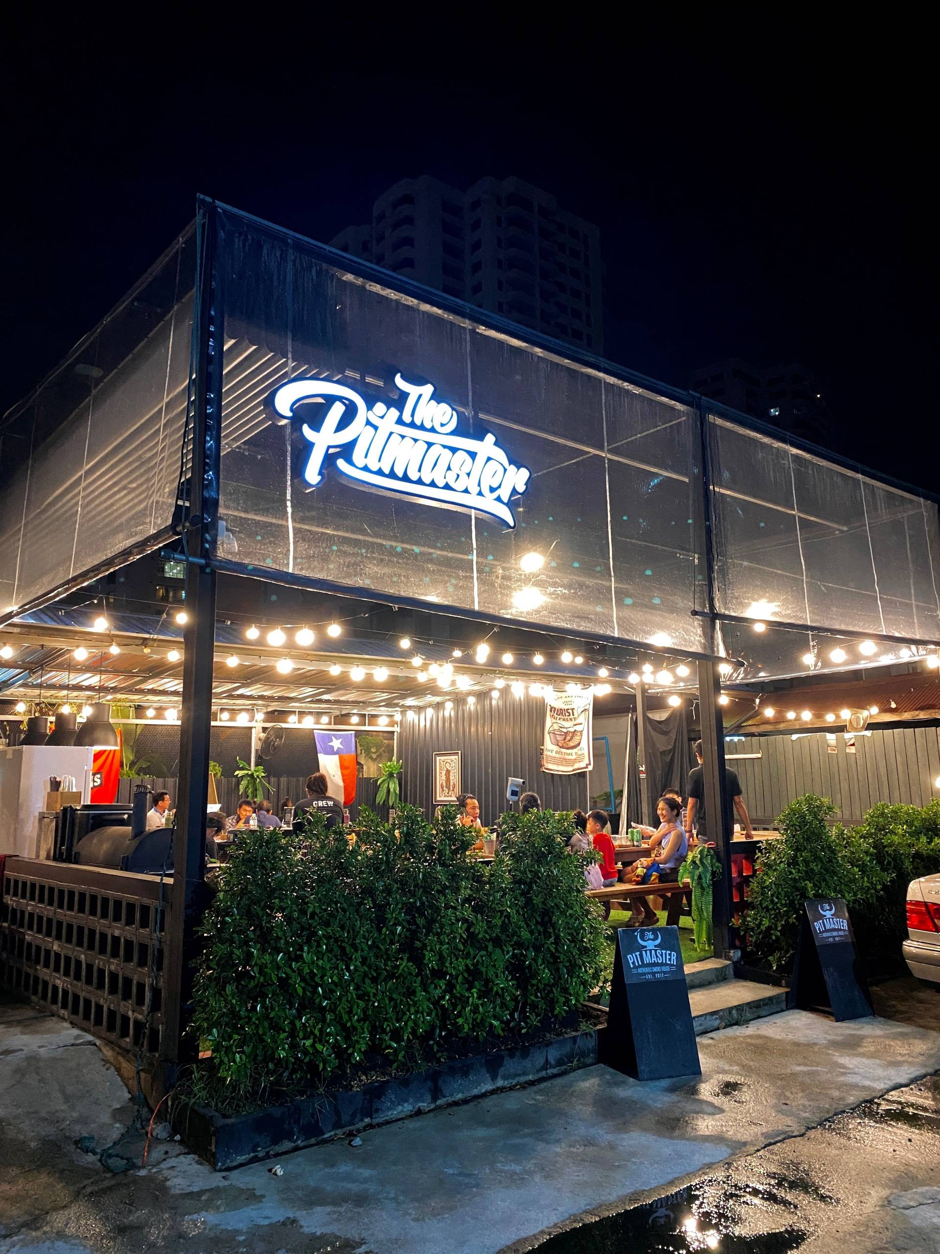 รูป The Pit Master นนทบุรี