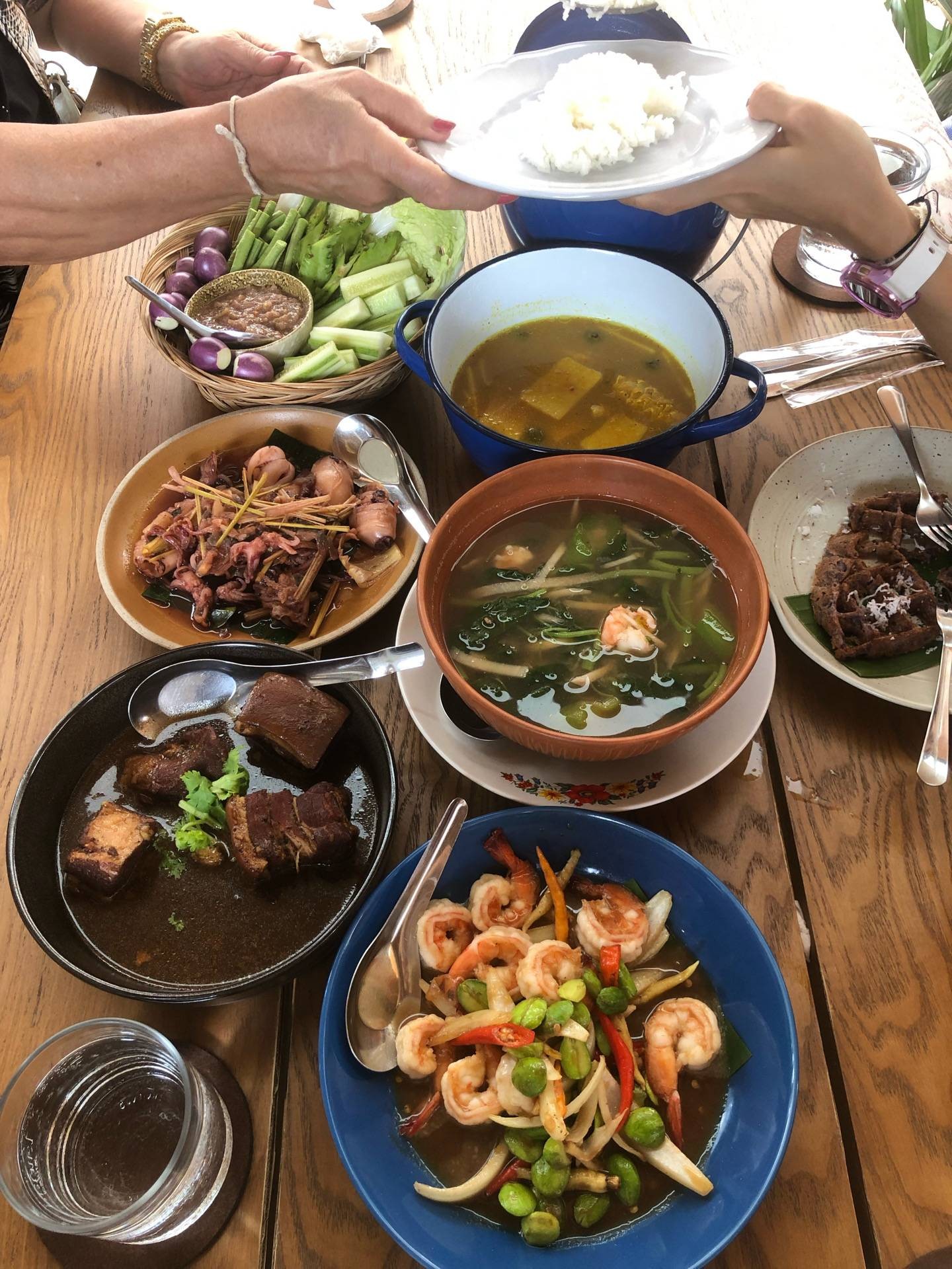 รีวิว LOCALS.HDY (Café&Restaurant) - - คาเฟ่บรรยากาศดี ครบจบที่เดียวและ ...