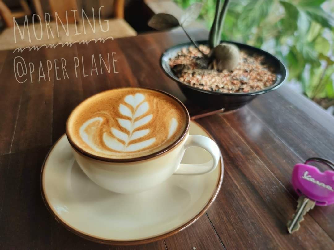 รีวิว Paper plane coffee ชัยนาท - ร้านกาแฟหอมอร่อยหวานกำลังดี ตกแต่ง ...