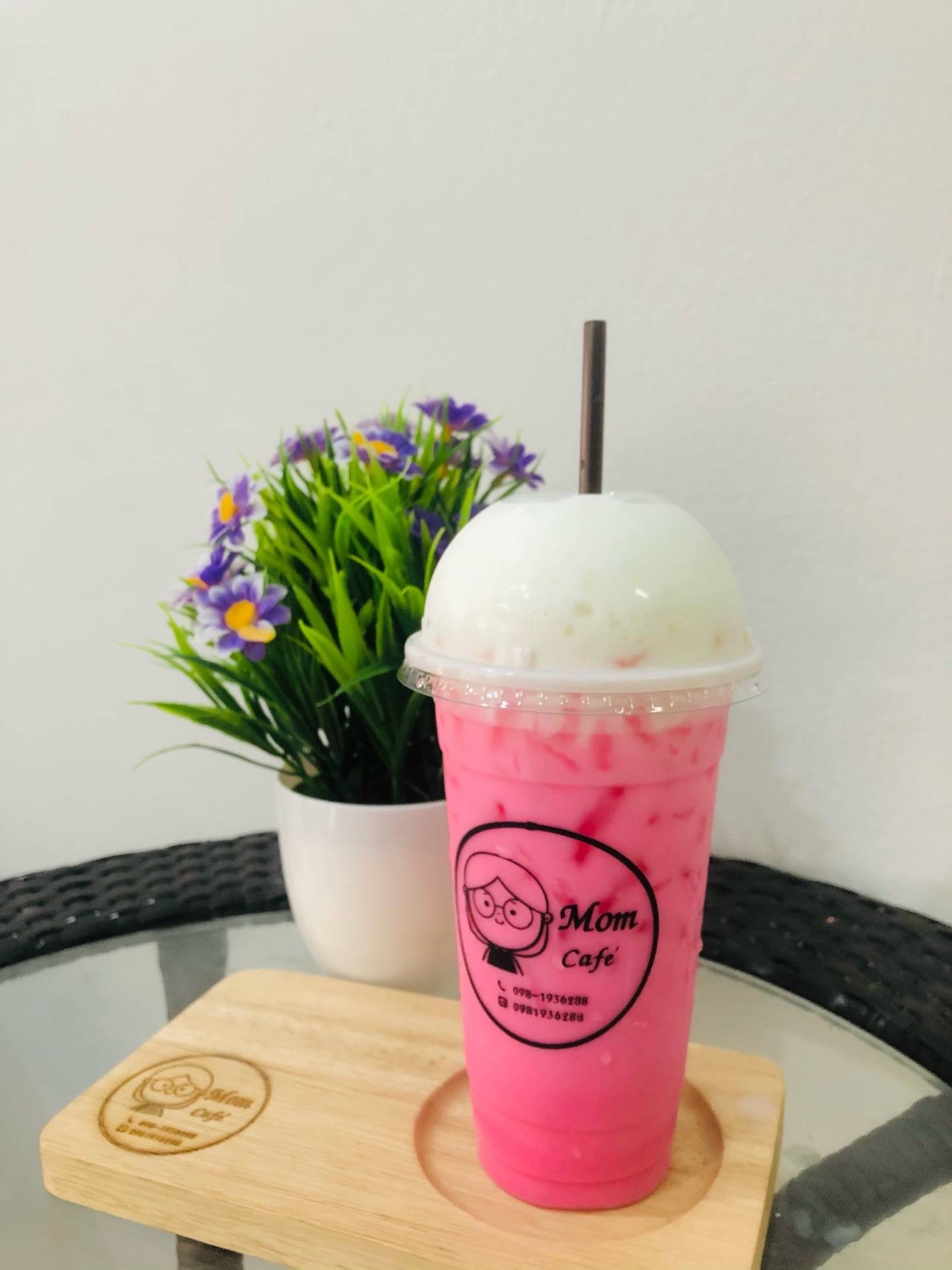 Mom cafe' อิศรา เพลส - สั่งอาหารเดลิเวอรี | Wongnai x LINE MAN