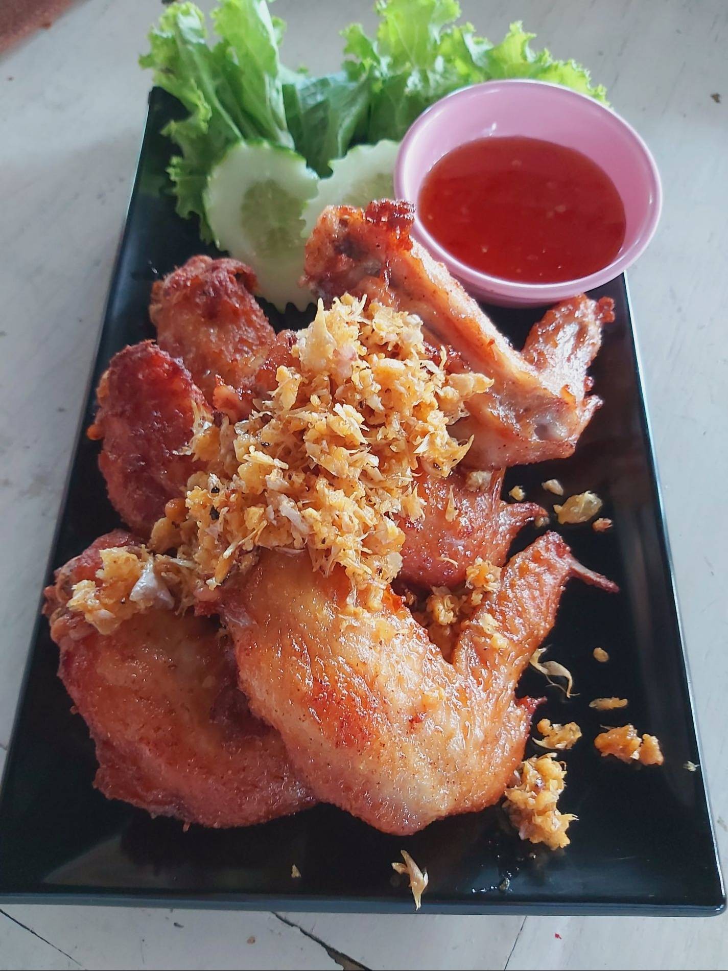 ปีกไก่ทอดน้ำปลา • image ร้าน ร้านครัวไทบ้าน Bowin 331