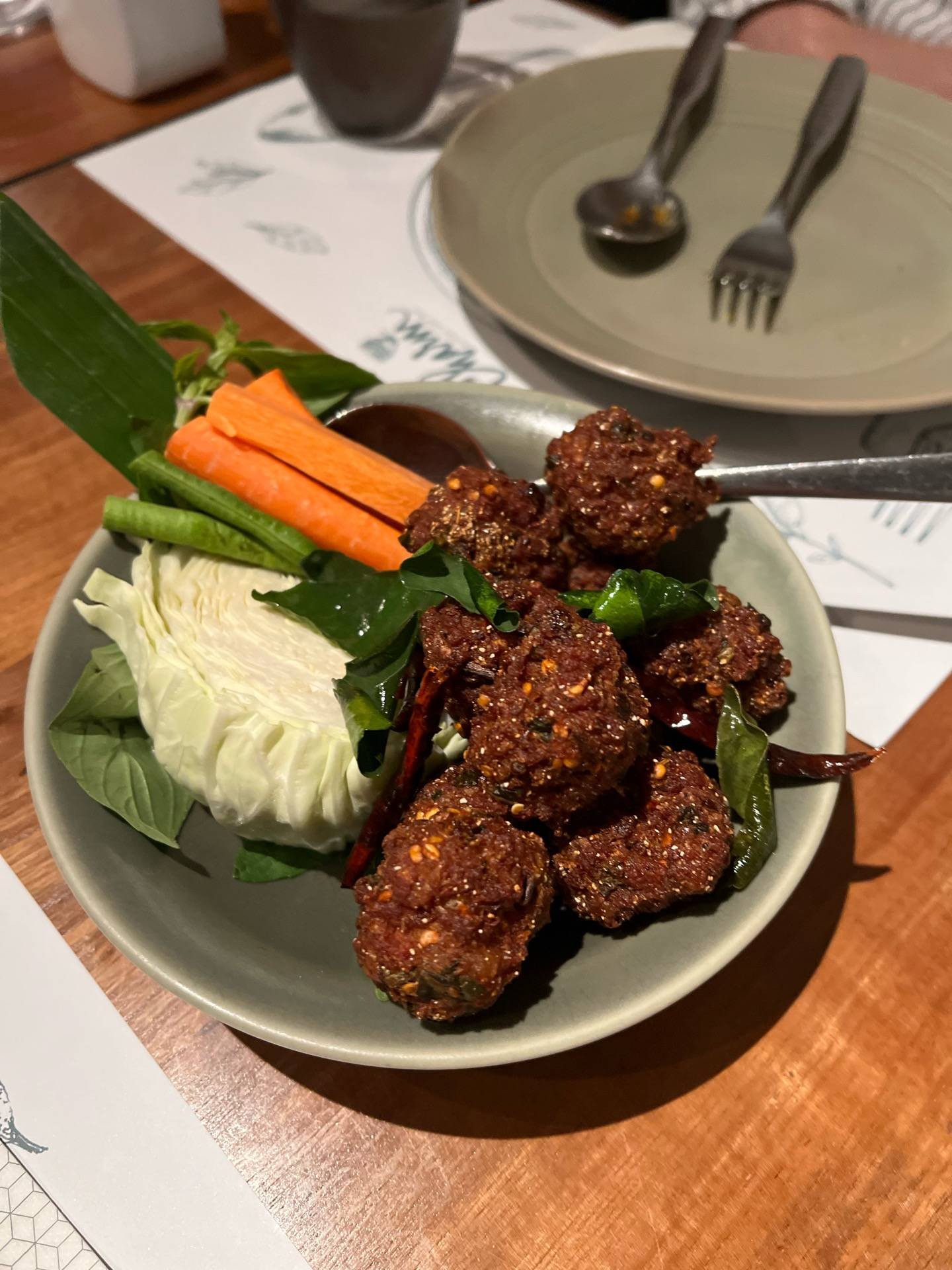 รูป Charm Eatery and Bar สาธร - Wongnai