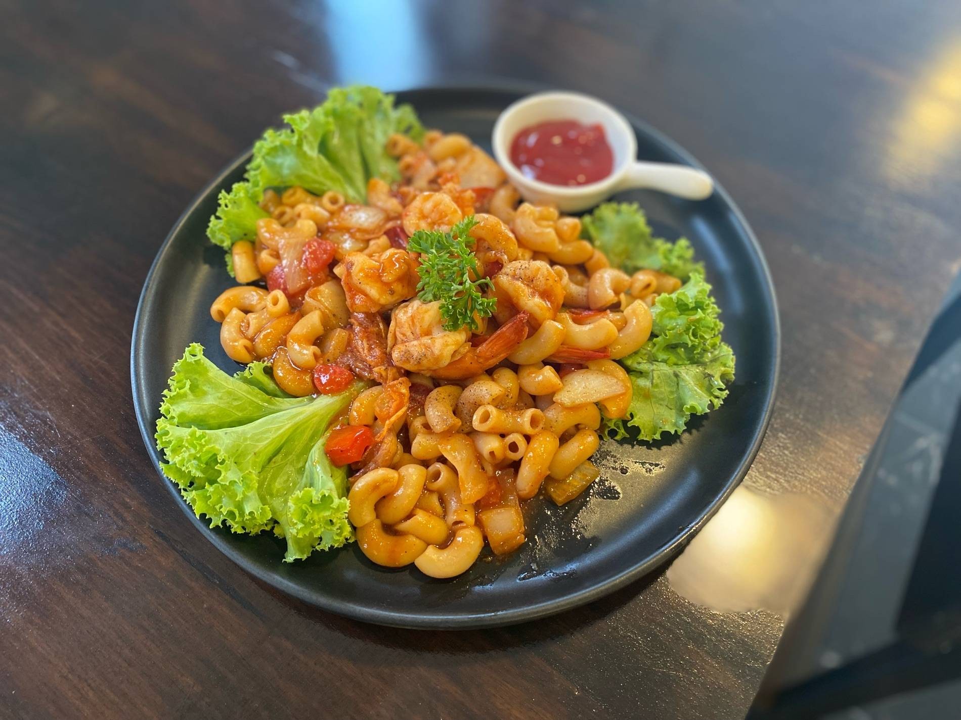 มักกะโรนี • image ร้าน Timeline cafe แพรกษา หม่าล่าพ่นไฟ ทานเล่น ตาม ...