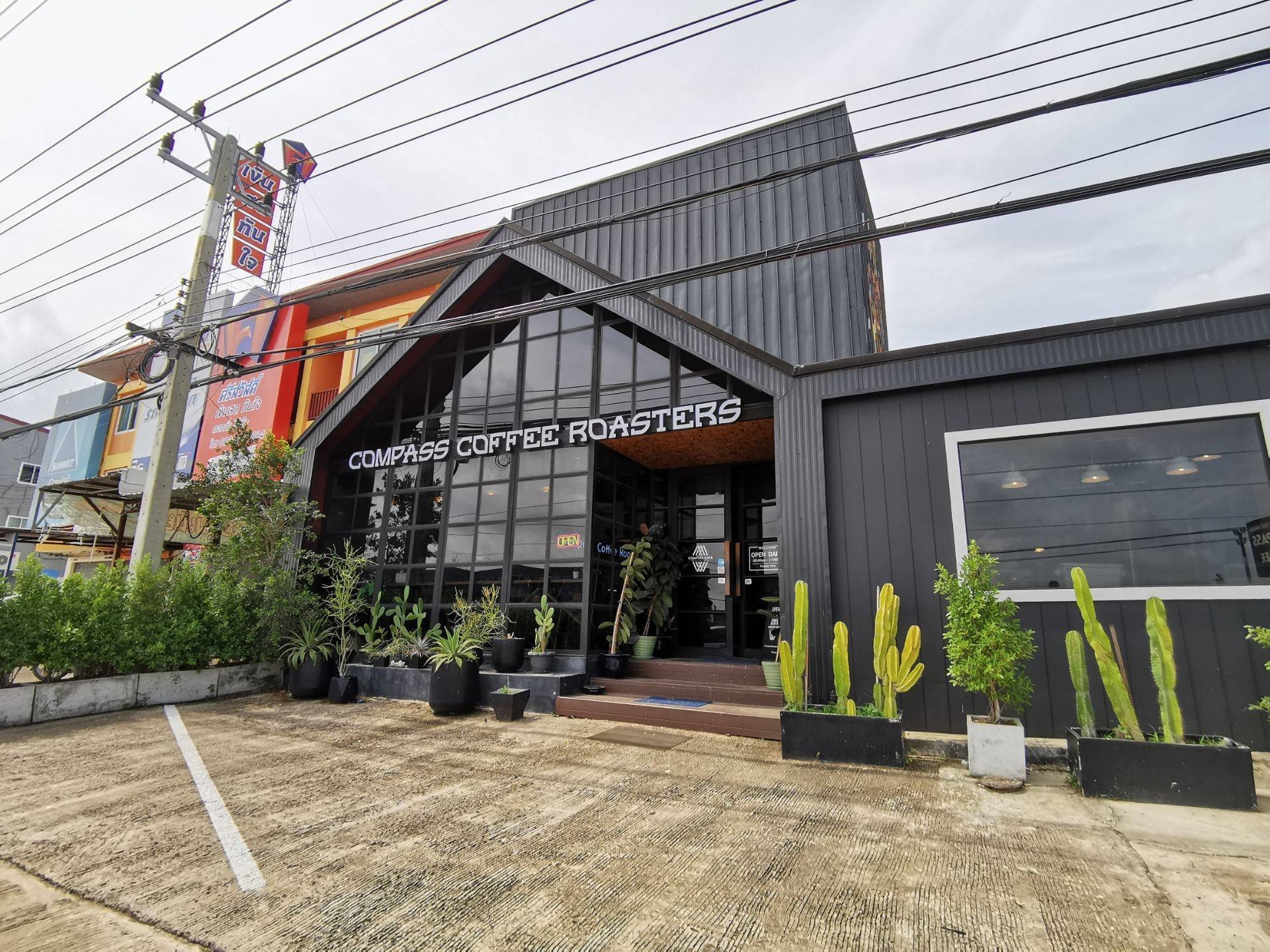 รีวิว Compass Coffee Roasters (Specialty coffee) Compass Coffee ...