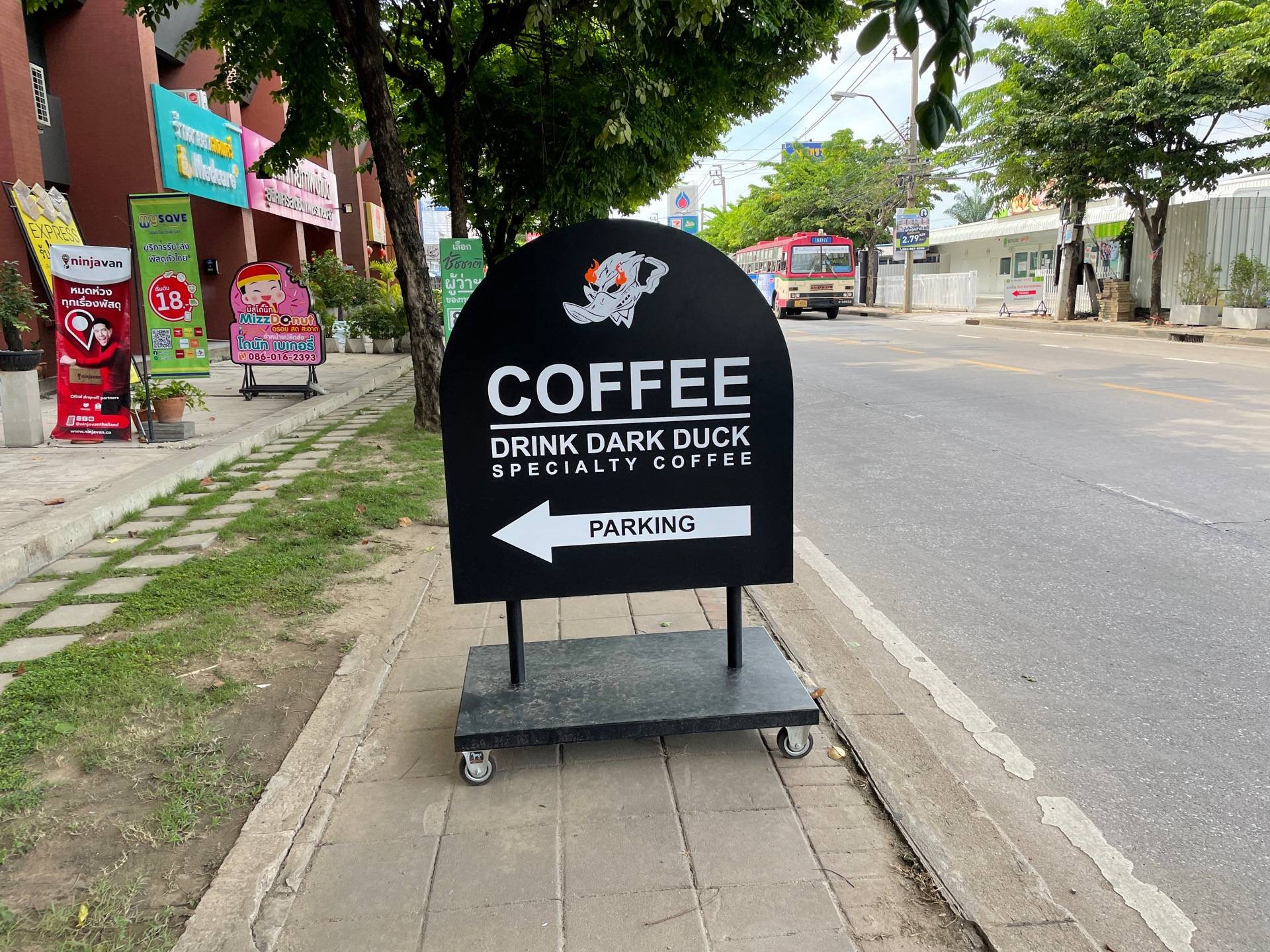 รีวิว DRINK DARK DUCK SPECIALTY COFFEE - - ร้านกาแฟดี๊ดีที่หนองแขม