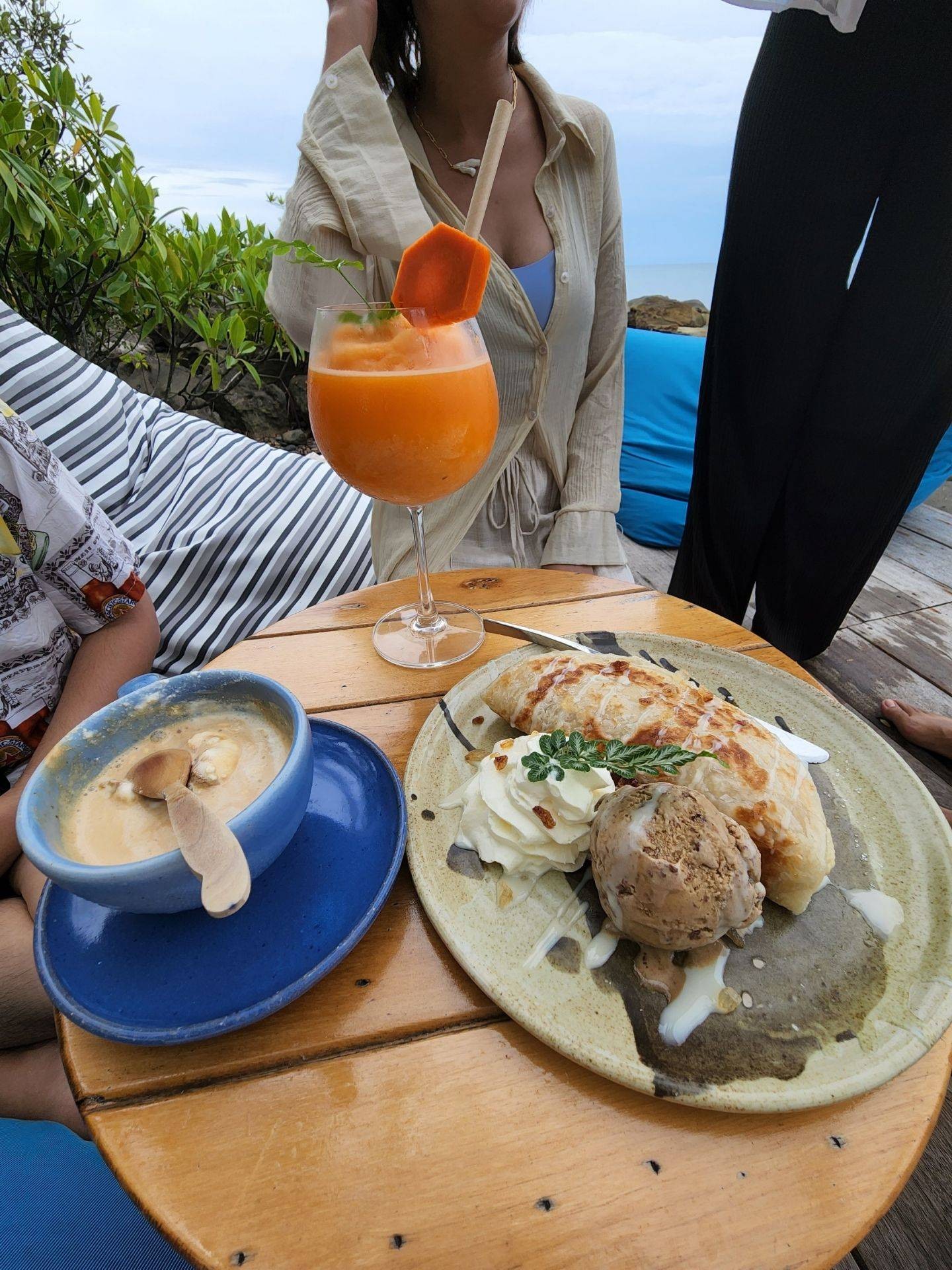 รูป Gathi Cafe Koh Kood