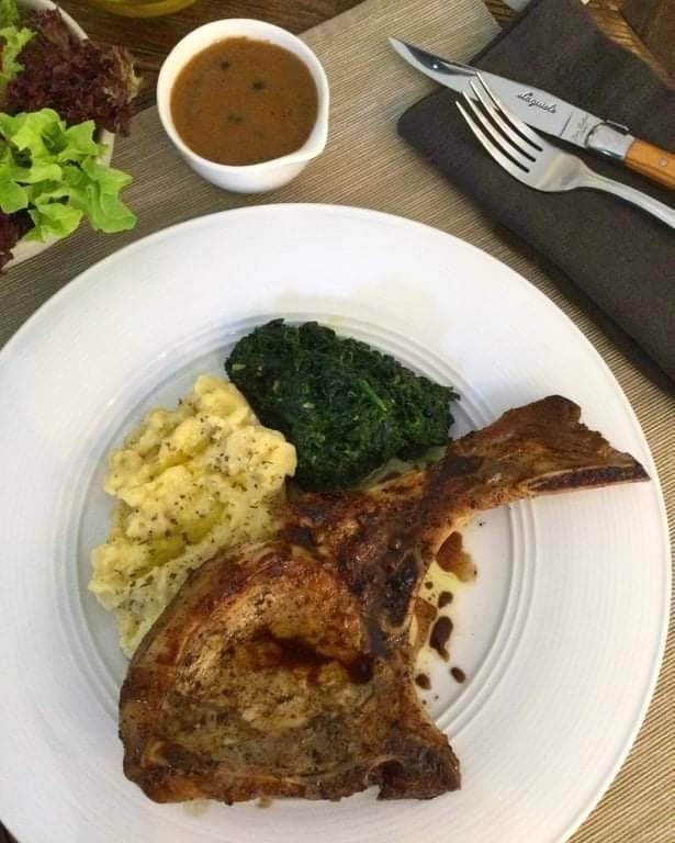 PORK CHOP พอร์คชอป • image ร้าน Garret Fish & Chips Phahon Yotin