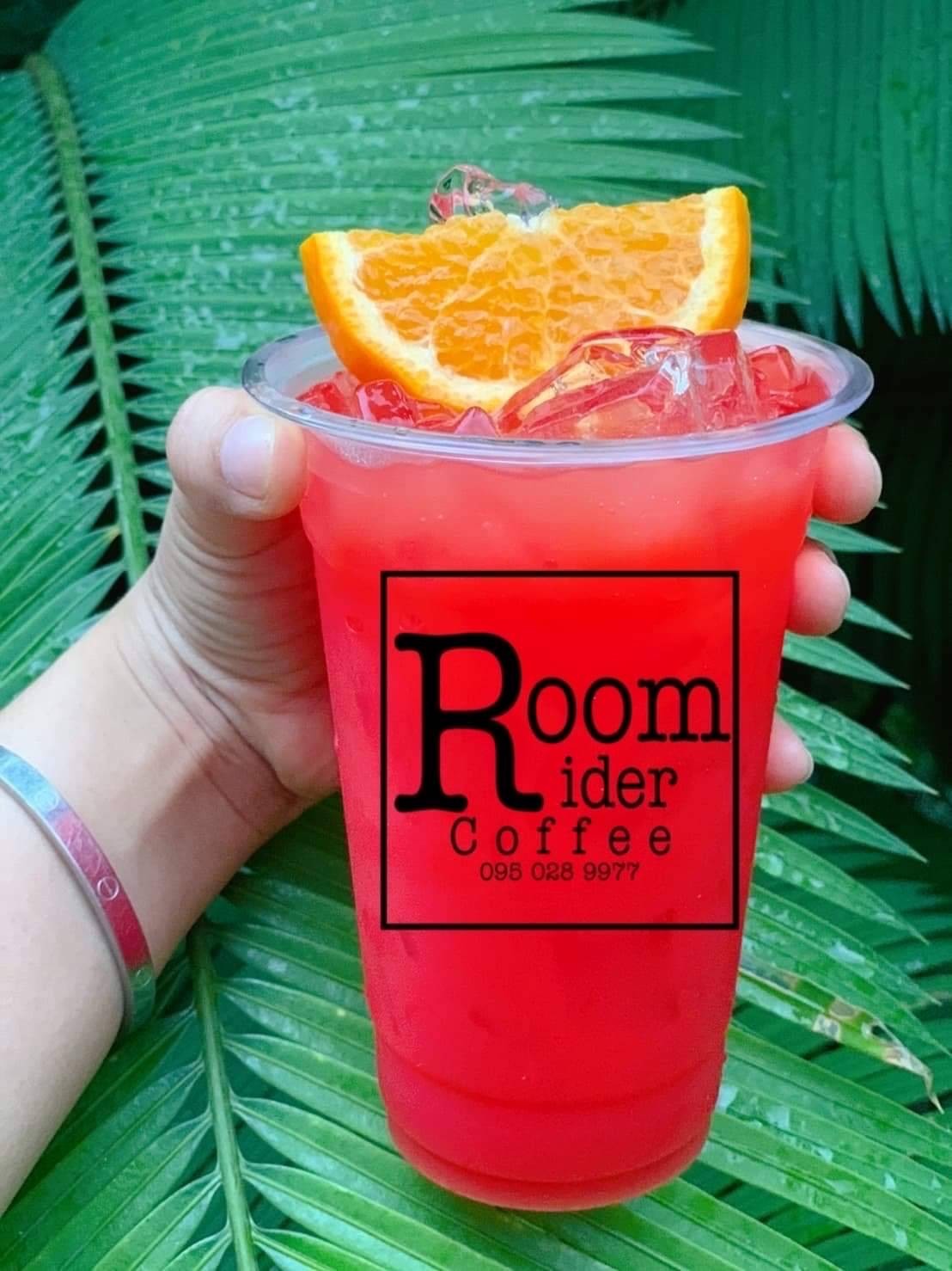 รีวิว Room Rider วัดโพธิ์ - เช้า สาย บ่าย ค่ำ เราเปิดร้านรอลูกค้าอยู่นะคะ